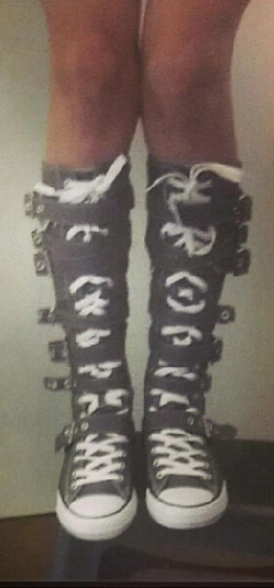 Converse | Scrolller