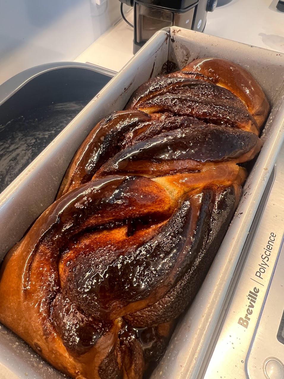 [homemade] Chocolate Babka Scrolller