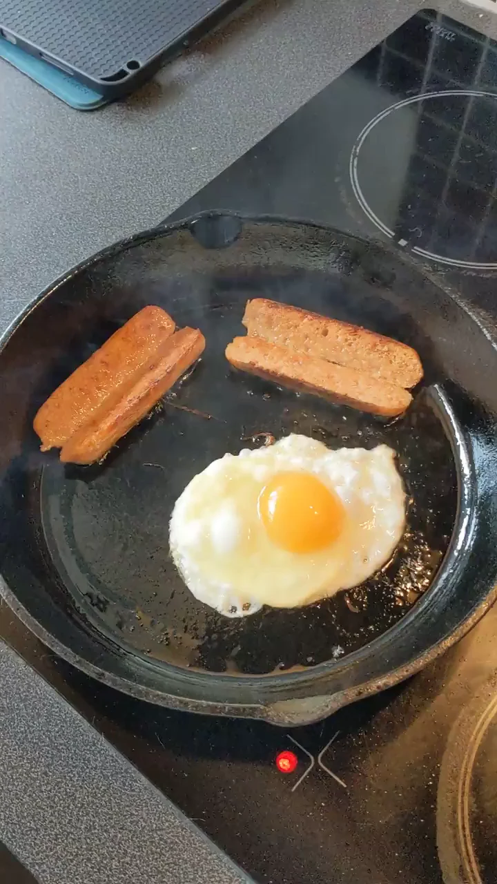 Finally achieved slidey egg status | Scrolller