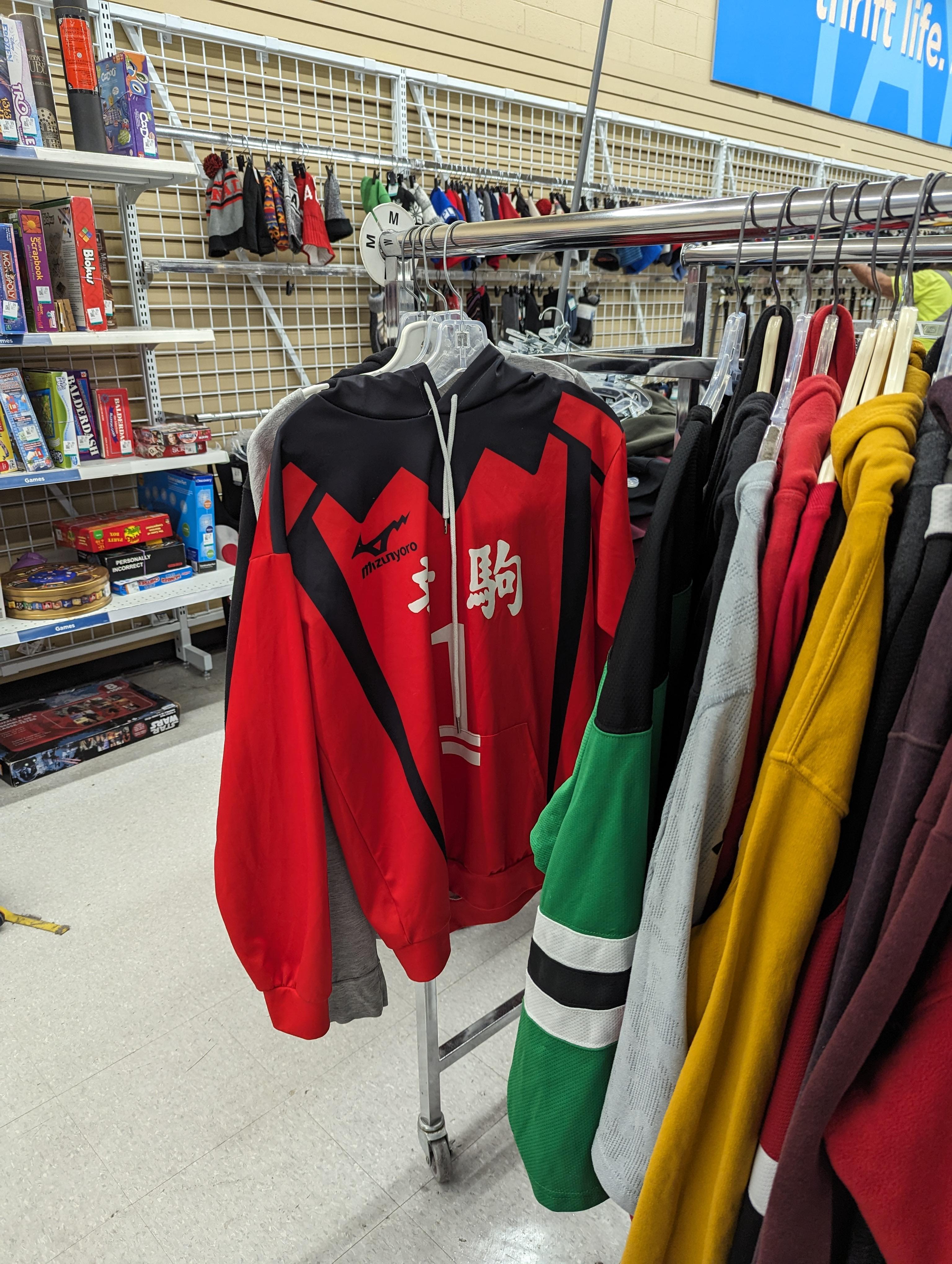 Kuroo donated his jacket to the thrift store💀 | Scrolller