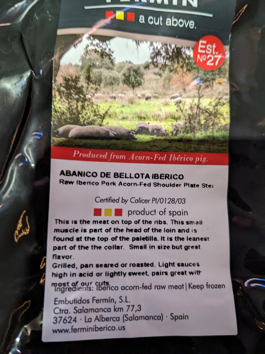 An unseasonably 45°F in Chicago, so had to break out the mini Weber to grill. Iberico pork is my ...