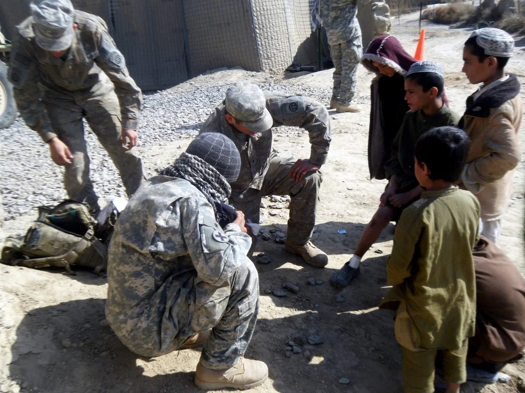 Doc Rudy Ponce looking after the neighbors | Scrolller