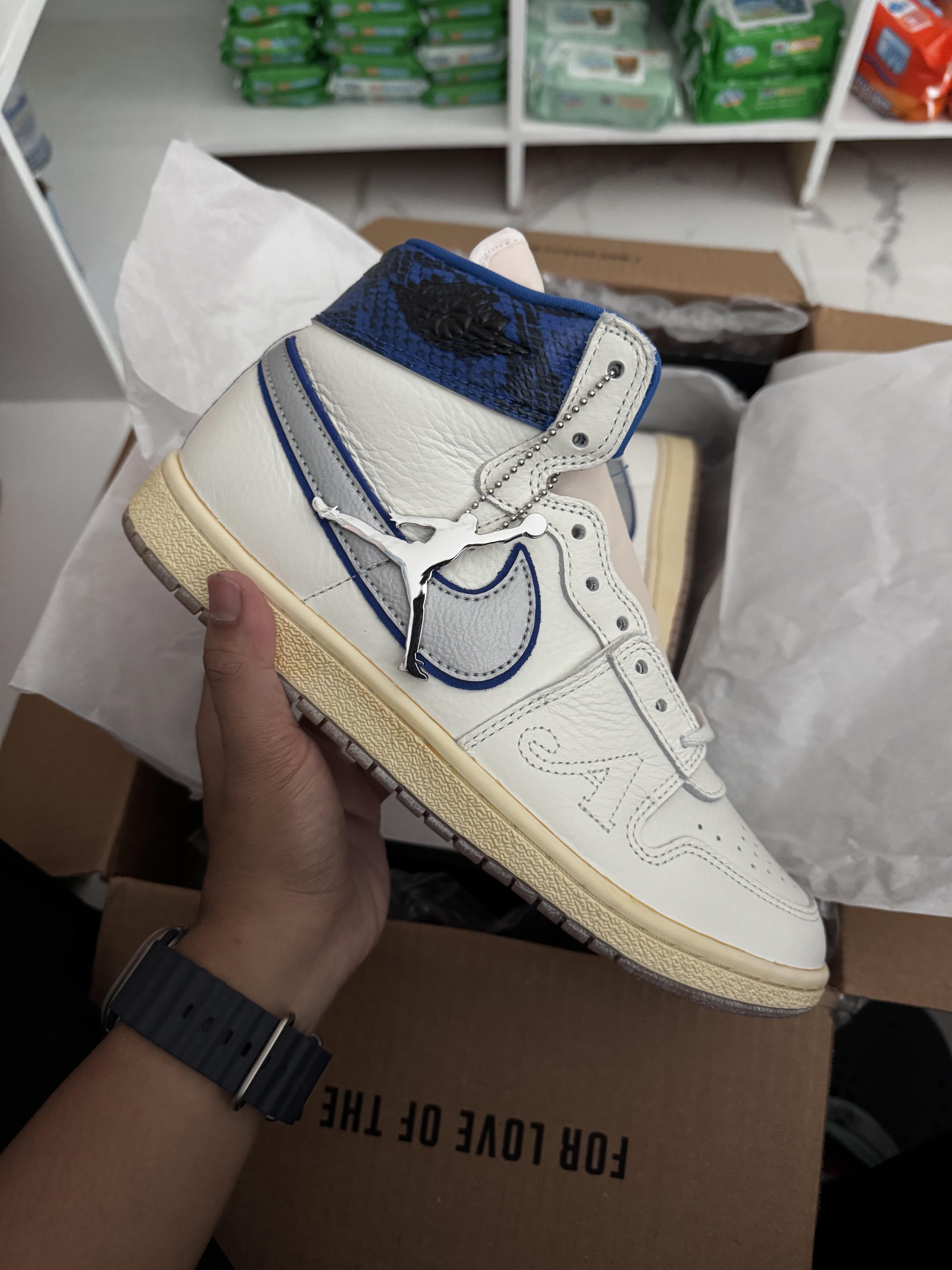 Jordain Air Ship x Awake | Scrolller