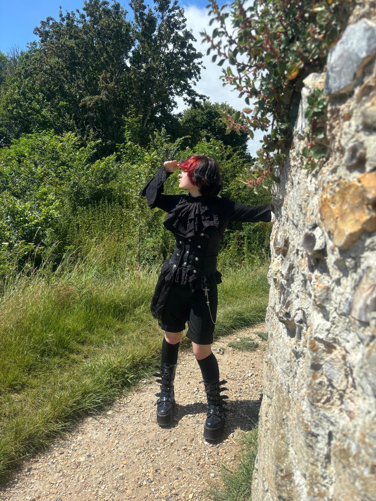 Kuro ouji in a castle !! | Scrolller