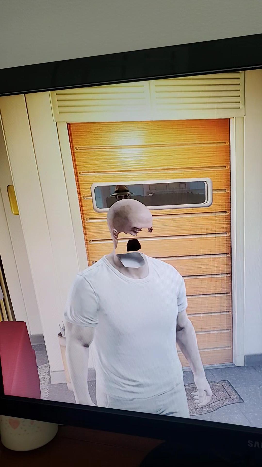 Head disappeared during character creation | Scrolller