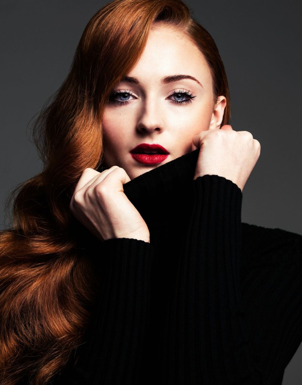 Sophie Turner | (x3) | Scrolller