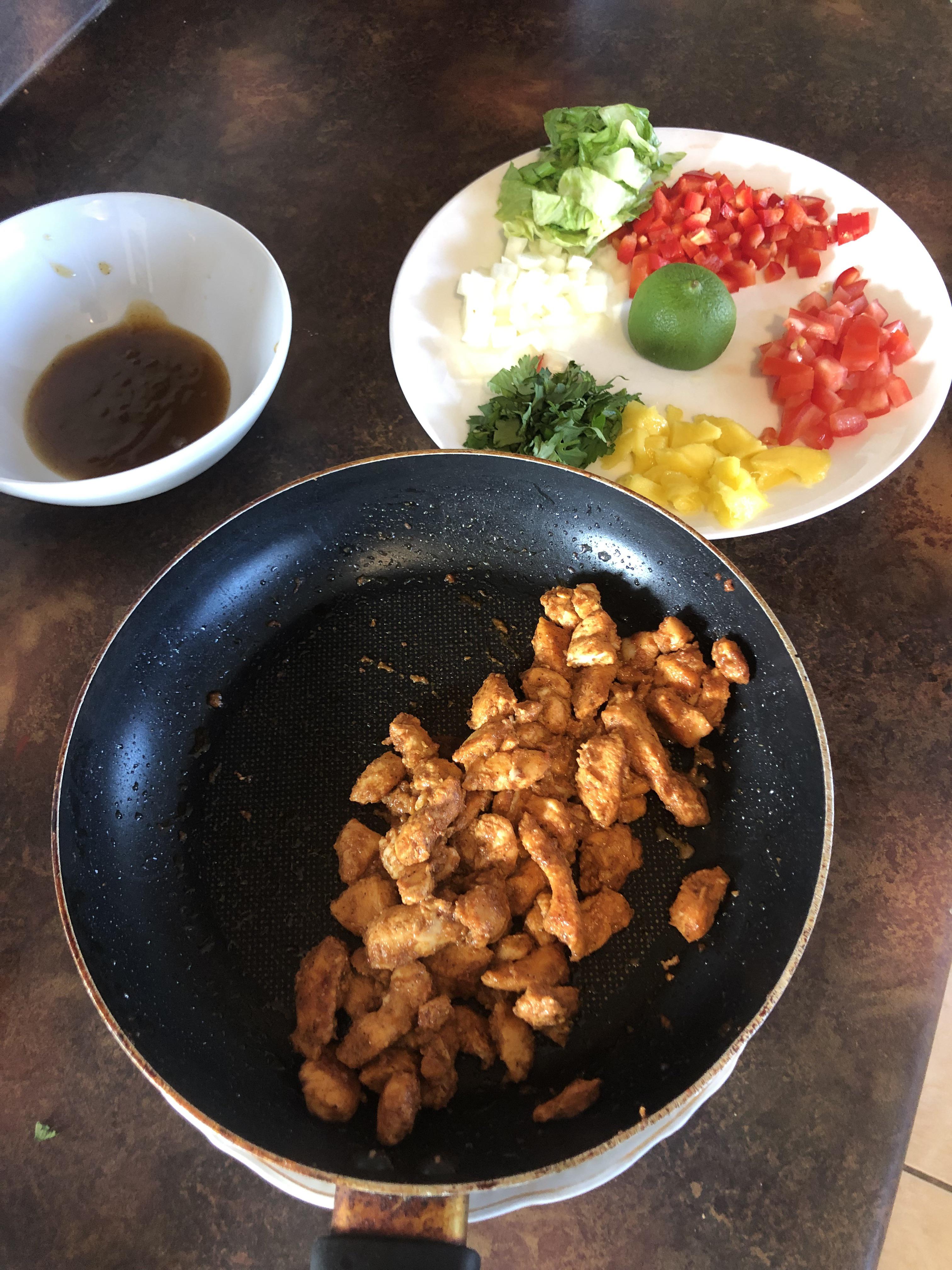 [homemade] jerk chicken tacos | Scrolller