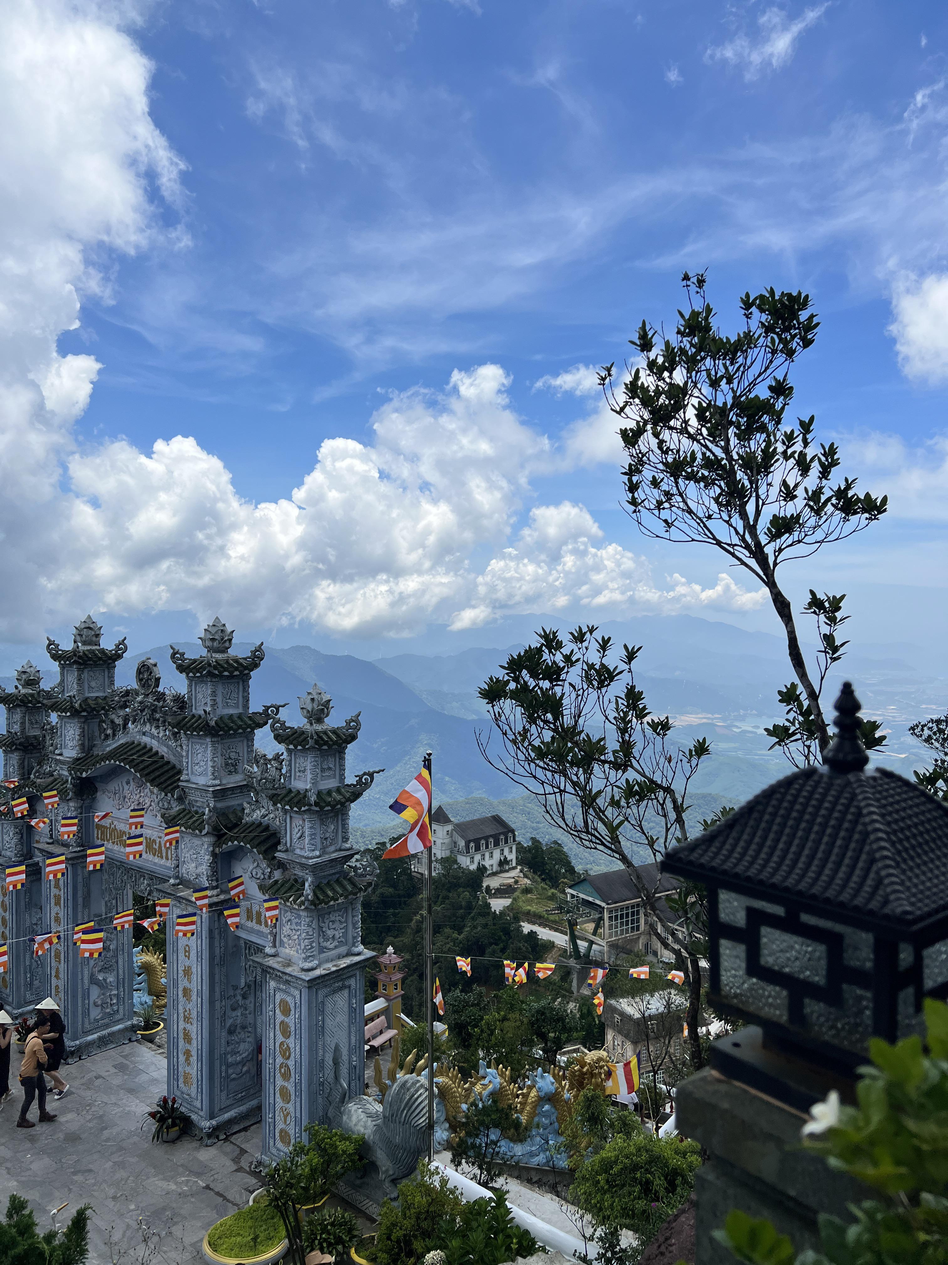 Vietnam for two weeks | Scrolller