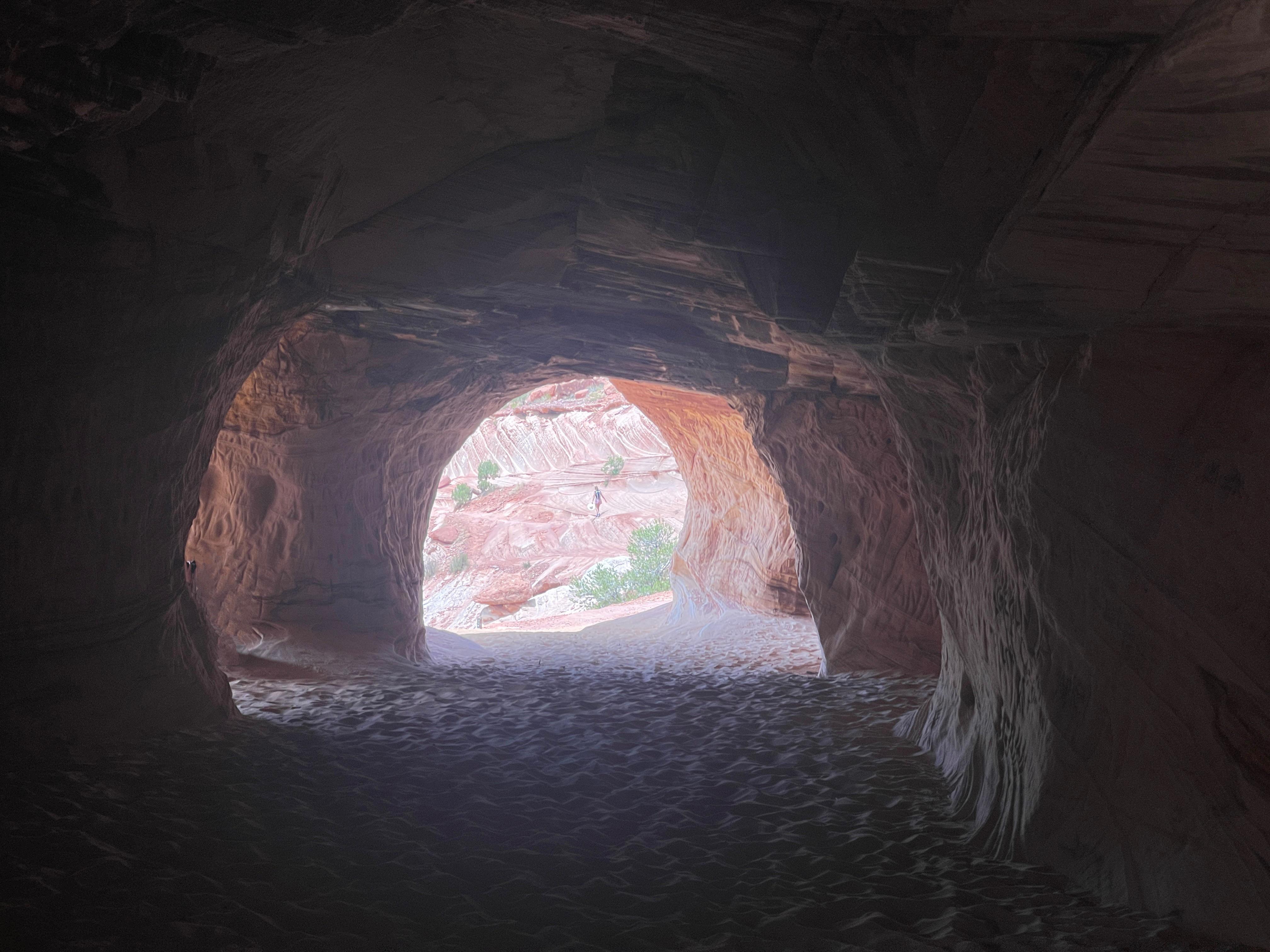 Sand caves | Scrolller