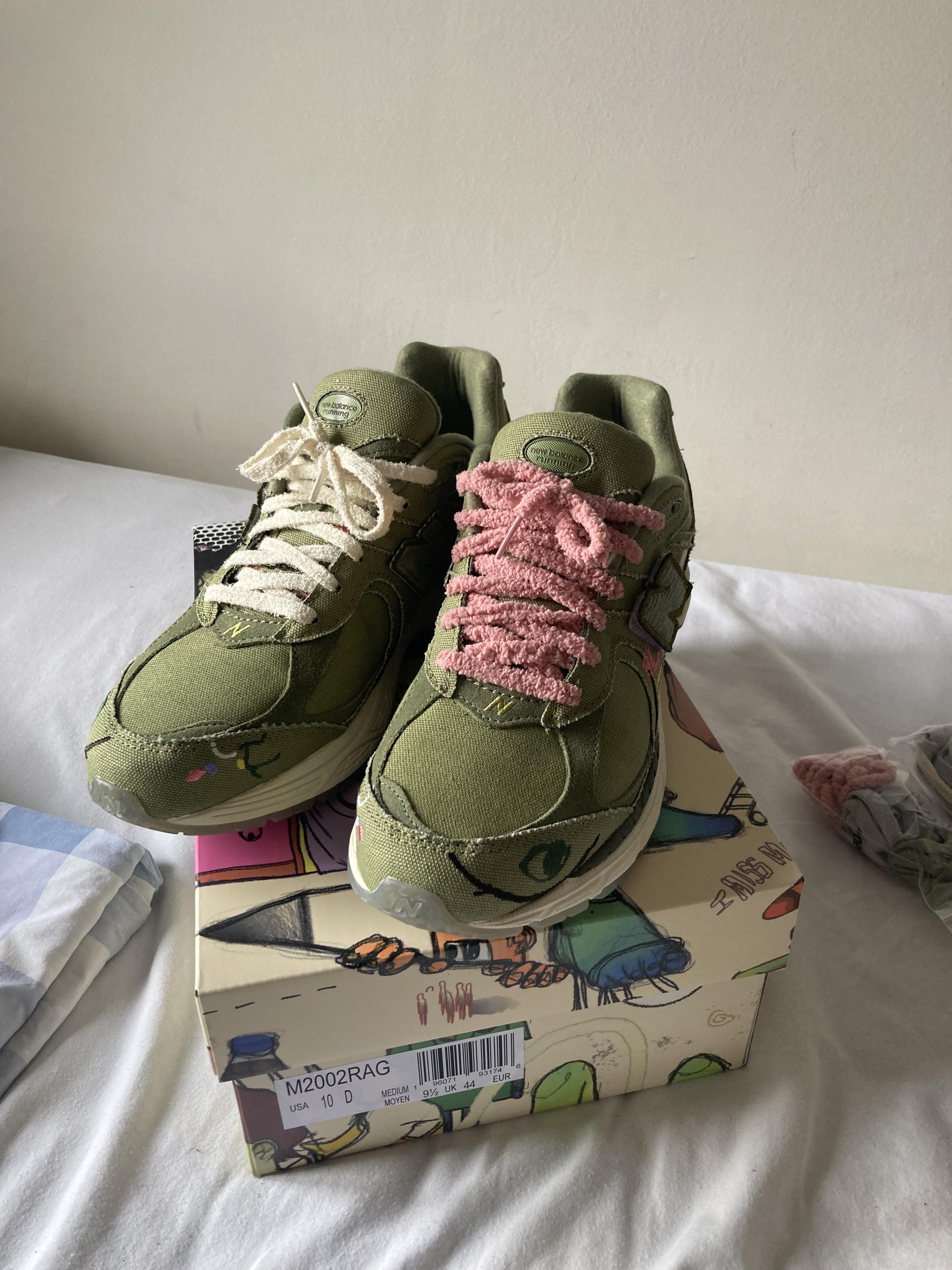 Just got these beauties and cannot decide on what laces I should go for ...