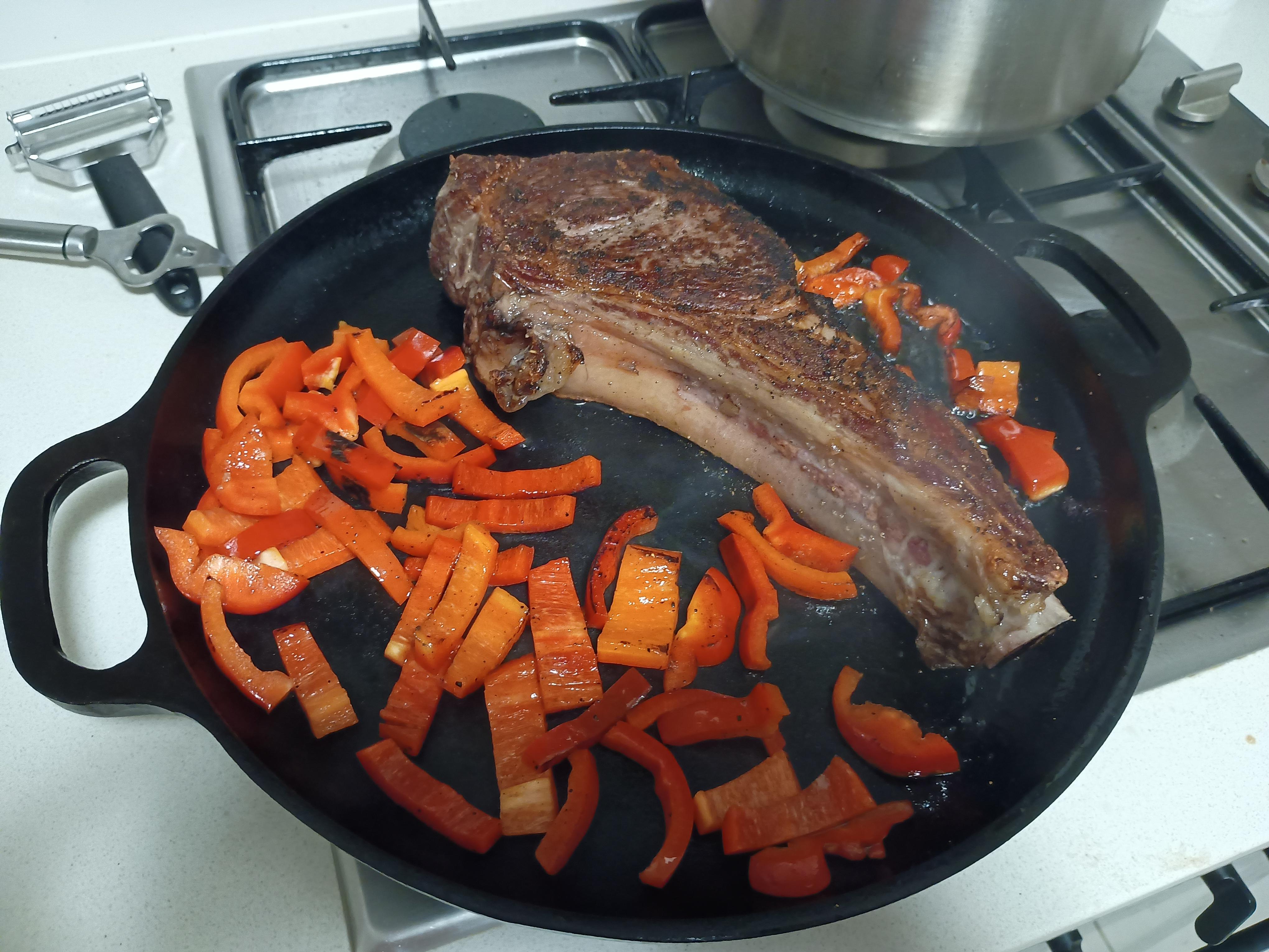 Reverse sear | Scrolller