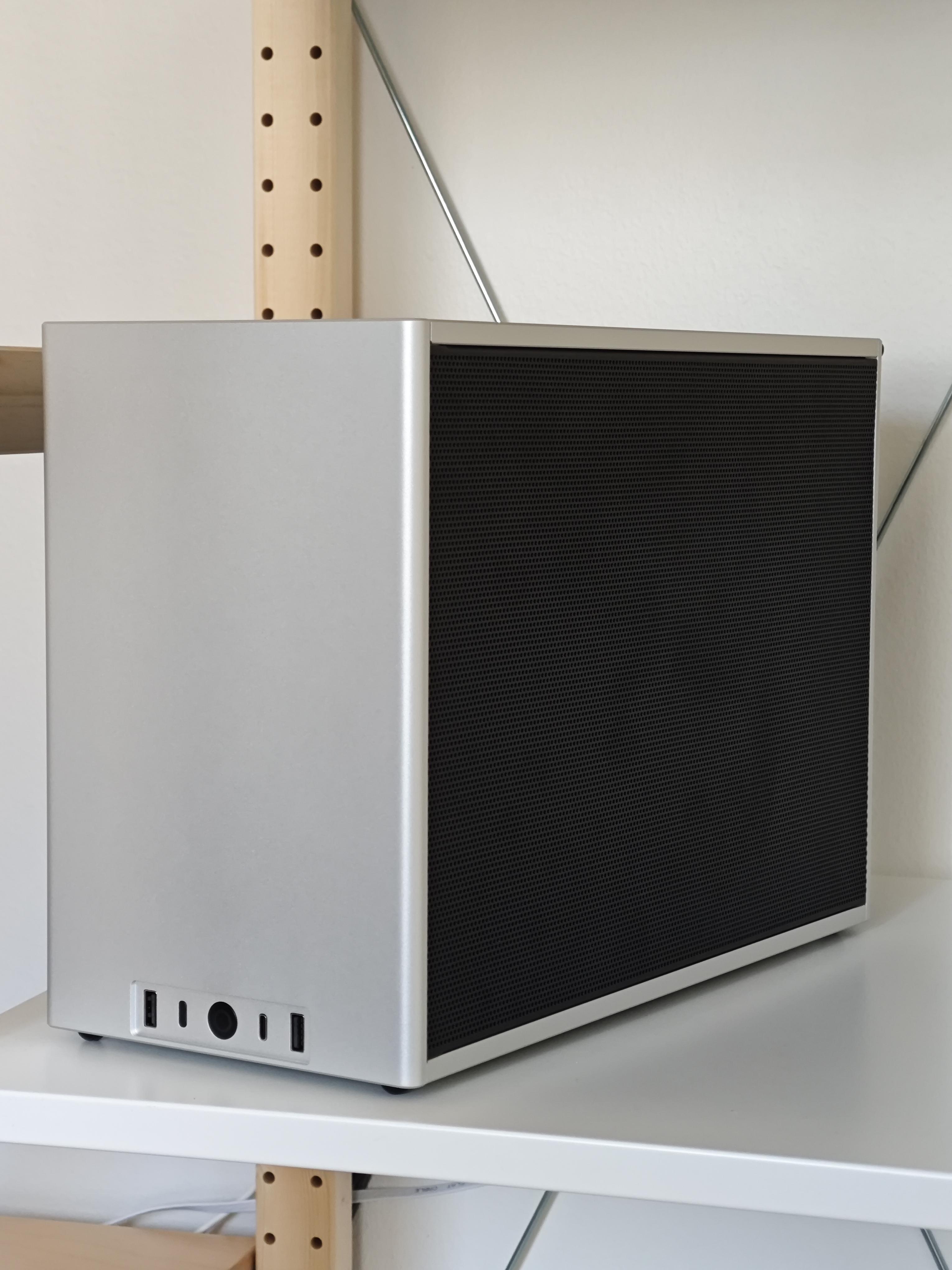 Ncase M2 build | Scrolller