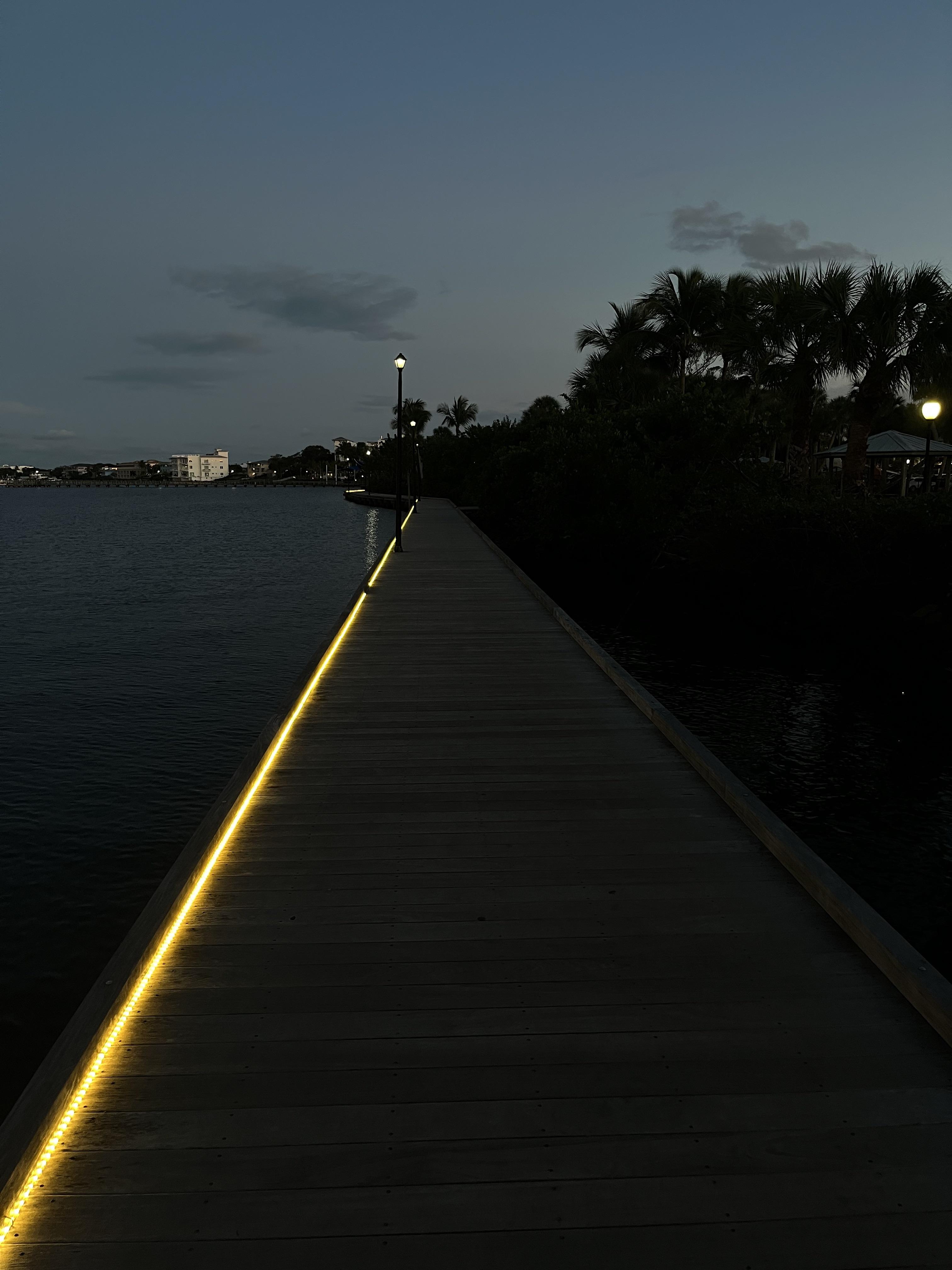 Discover more like TheNightFeeling: Some photos I took while walking around town and Related ...