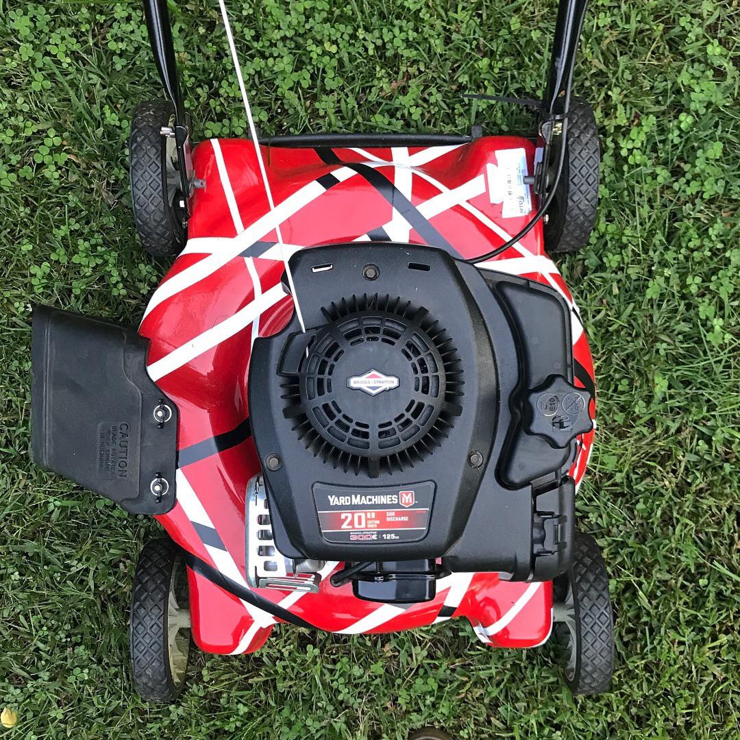 This is my lawn mower, Van Halawnmower. AMA. | Scrolller