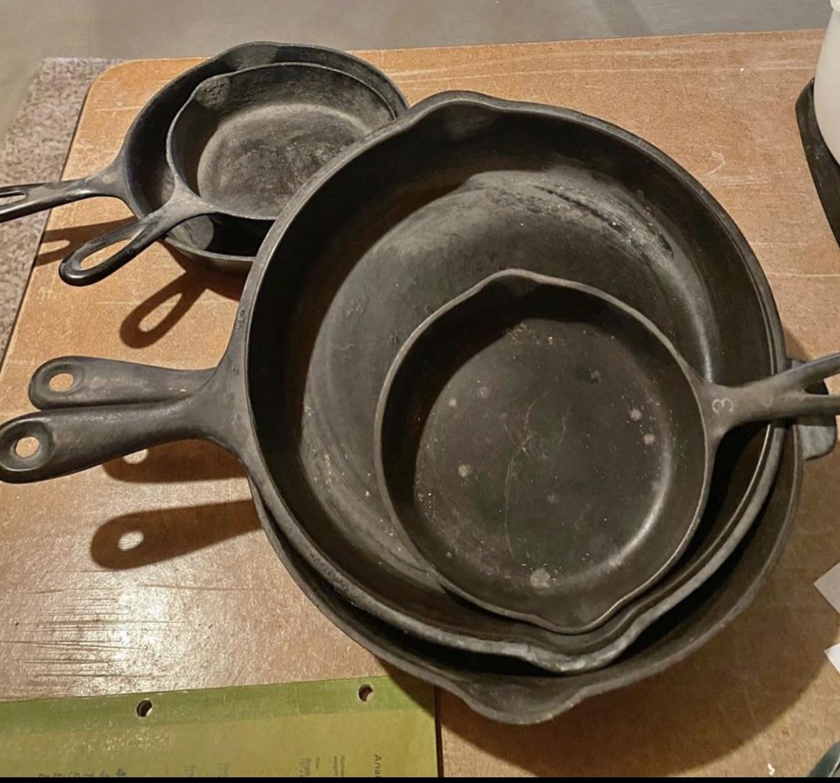 Unmarked Double Skillet | Scrolller