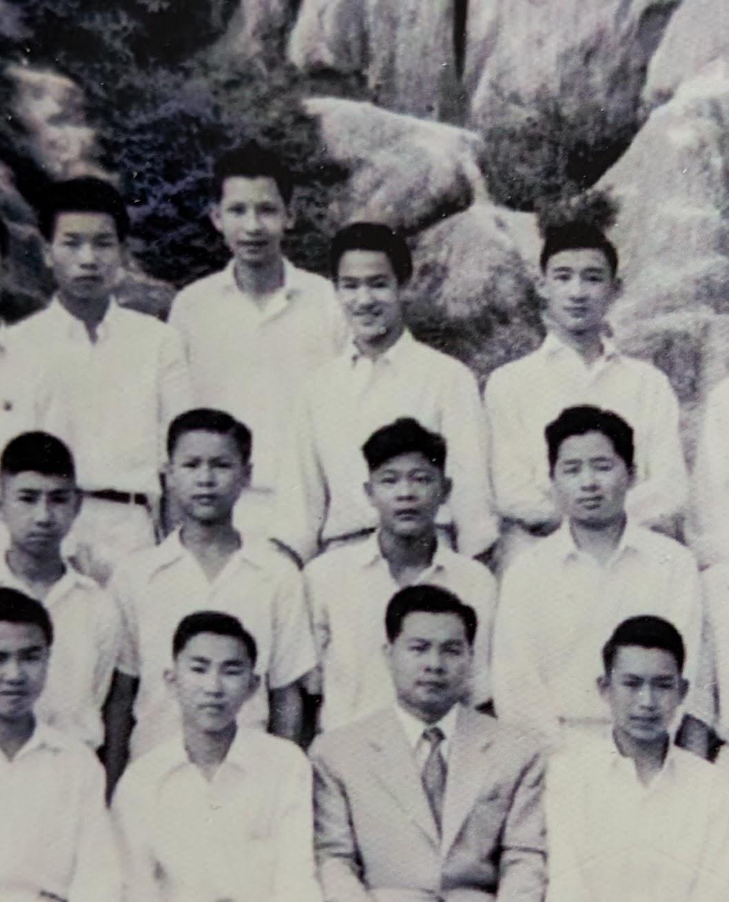 Bruce Lee Highschool class photo 1956 | Scrolller