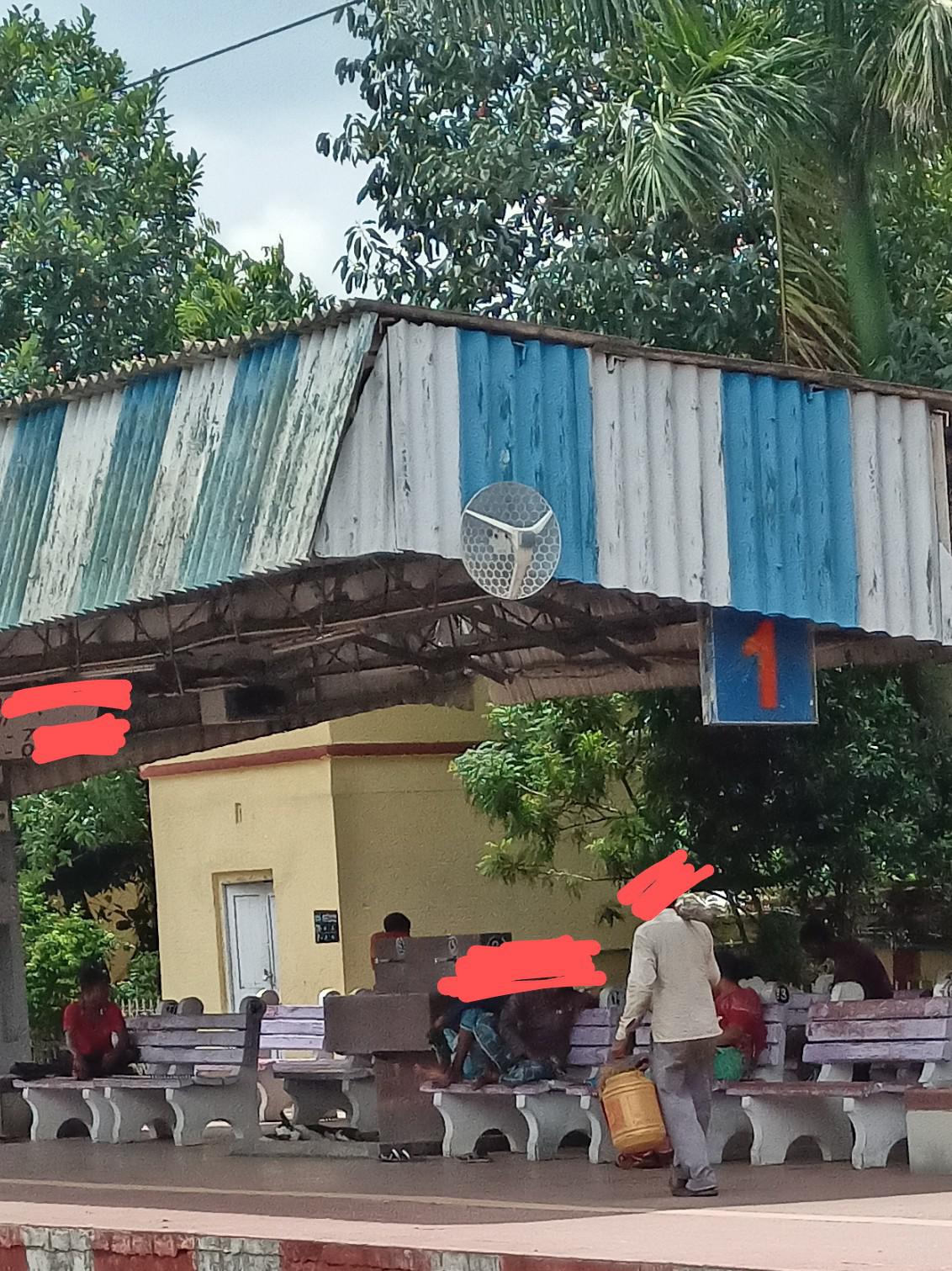 What is this ? spotted in a railway station. | Scrolller