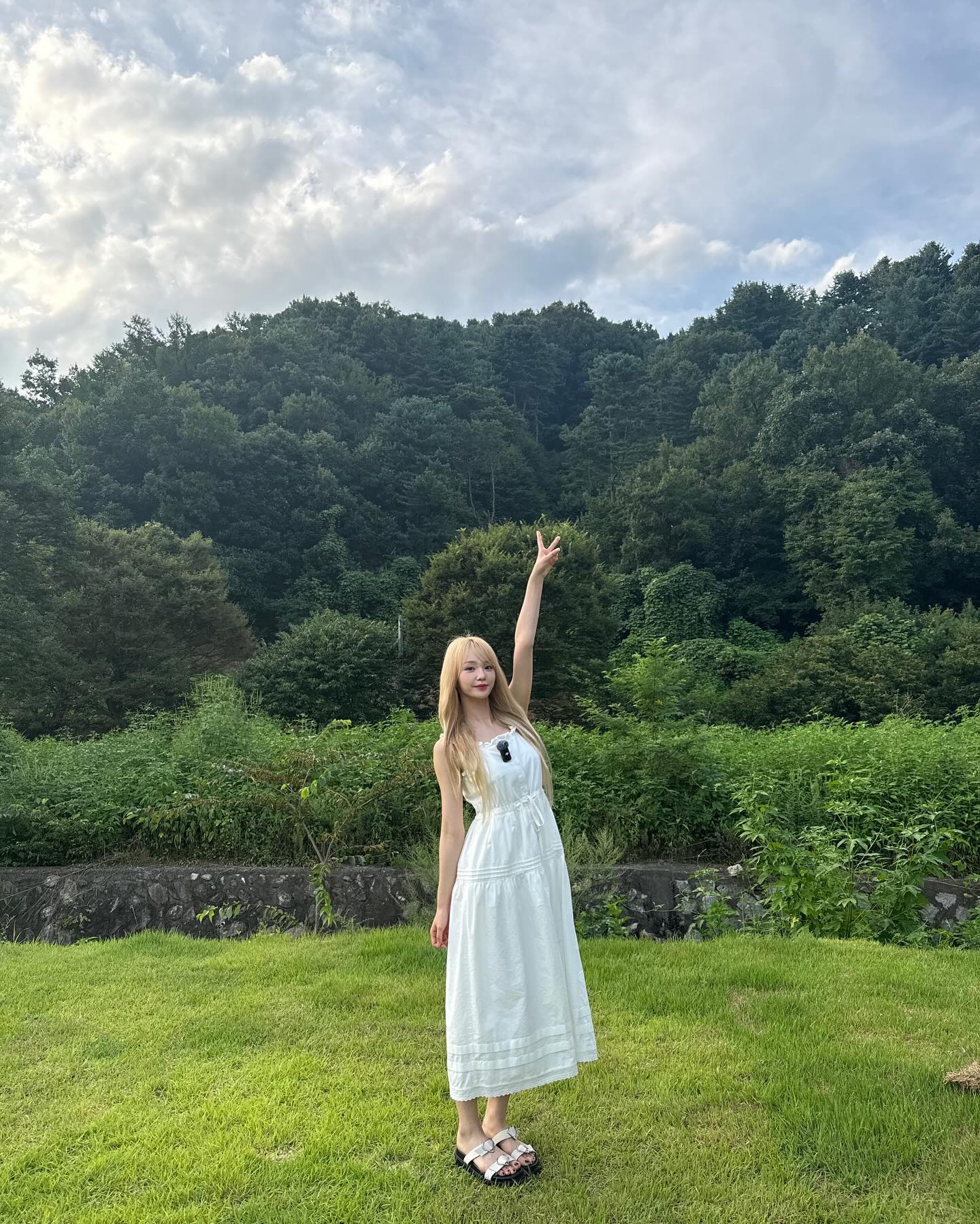 WOOAH - Nana | Scrolller