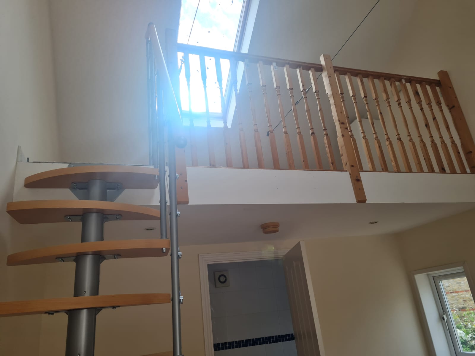 Weird cables? | Scrolller