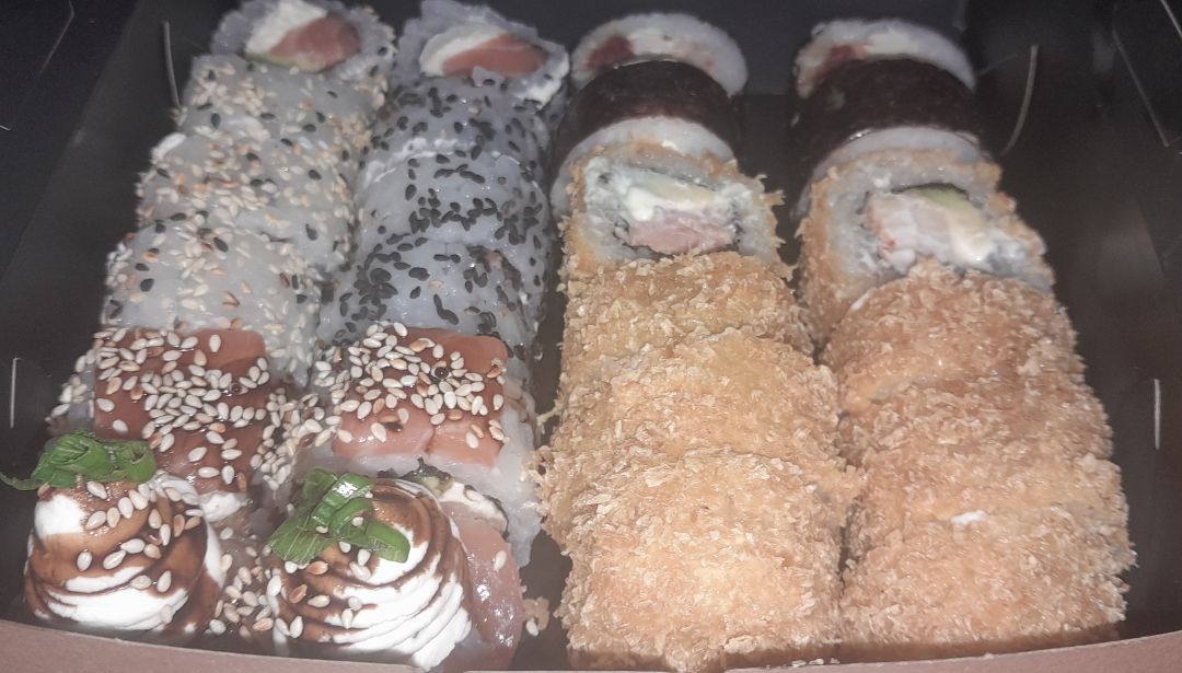[pro/chef] Sushi from work. | Scrolller