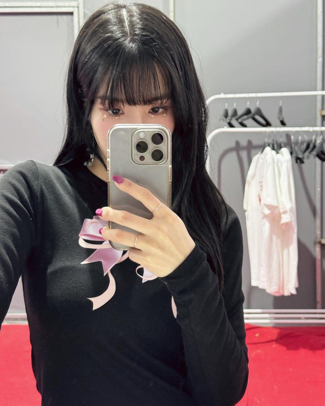 Kwon Eunbi | Scrolller