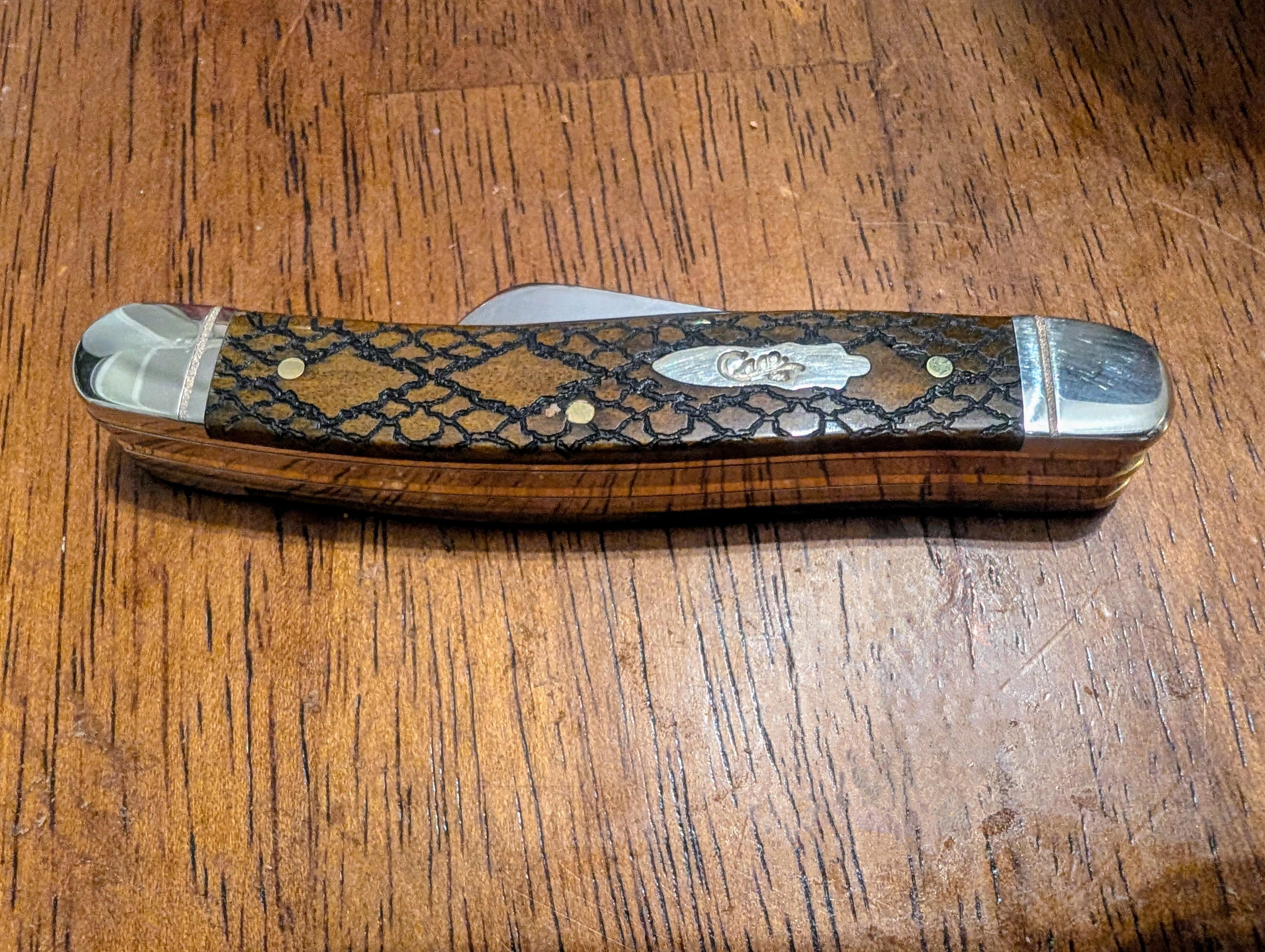 Case magician's knife | Scrolller