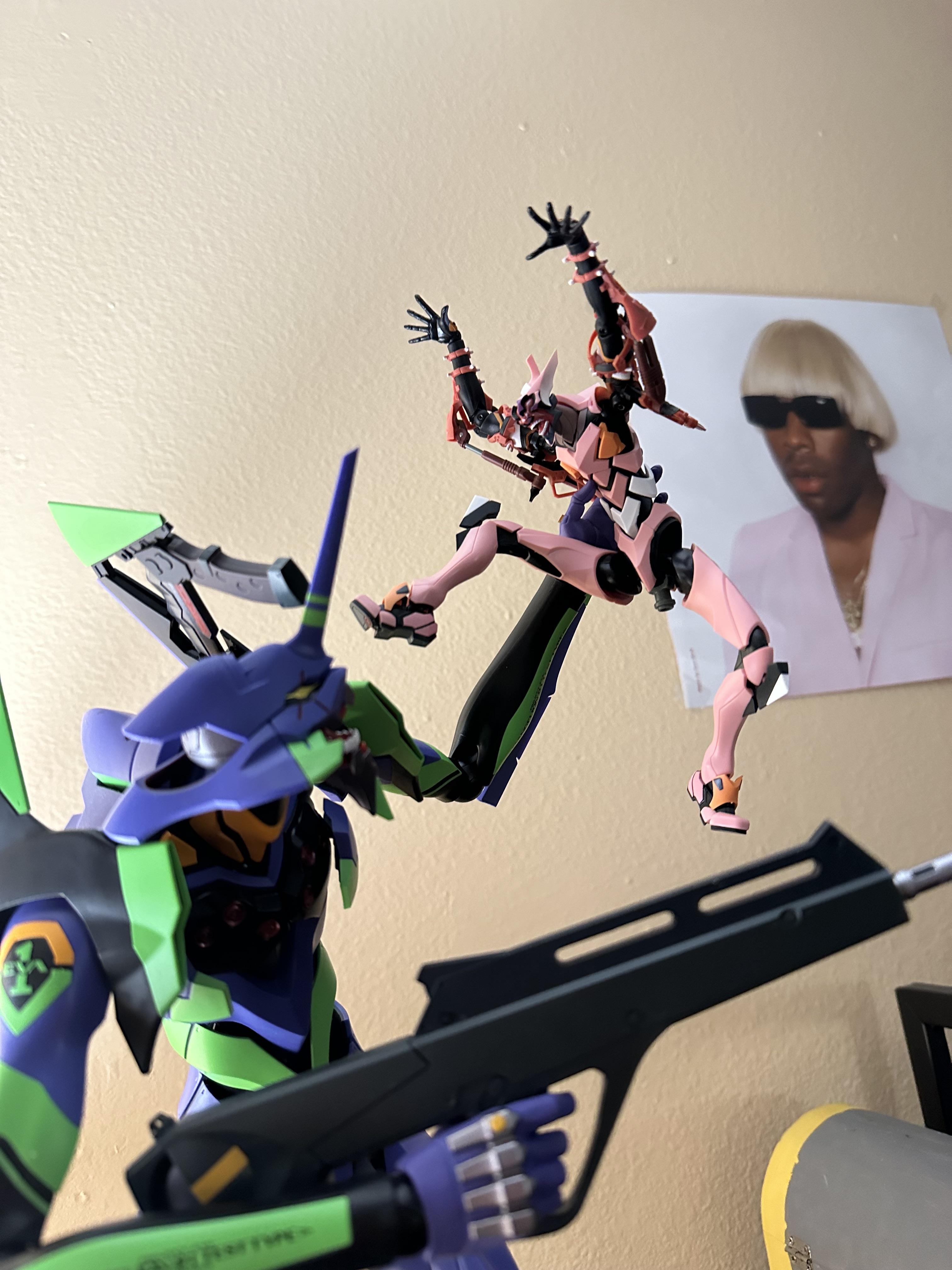 I got some more eva figures | Scrolller