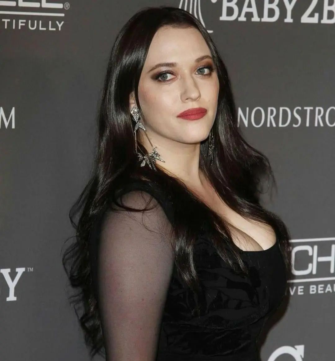 Kat dennings (my fav) | Scrolller