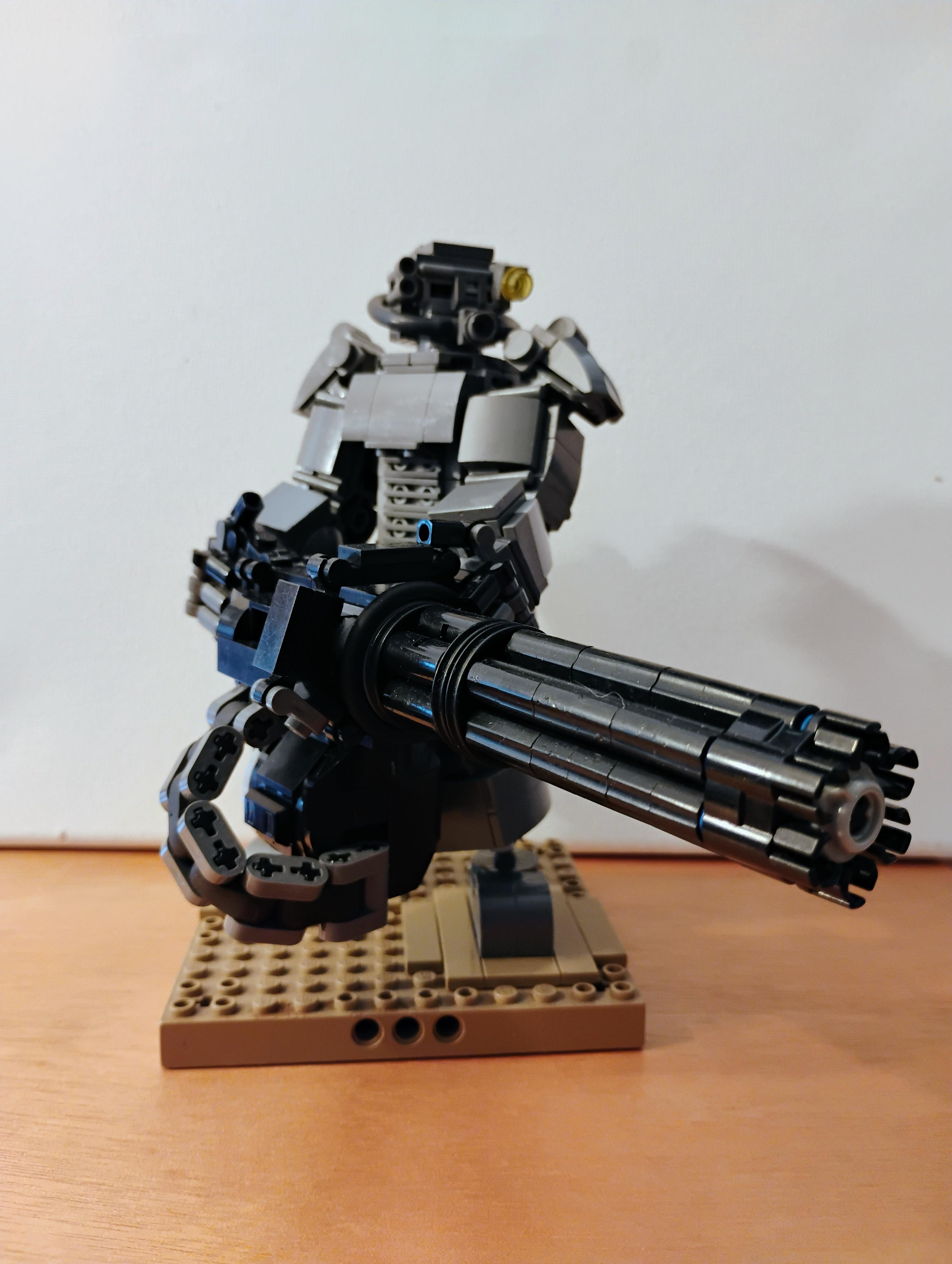 Built a Fallout T-60 power armor with minigun. | Scrolller