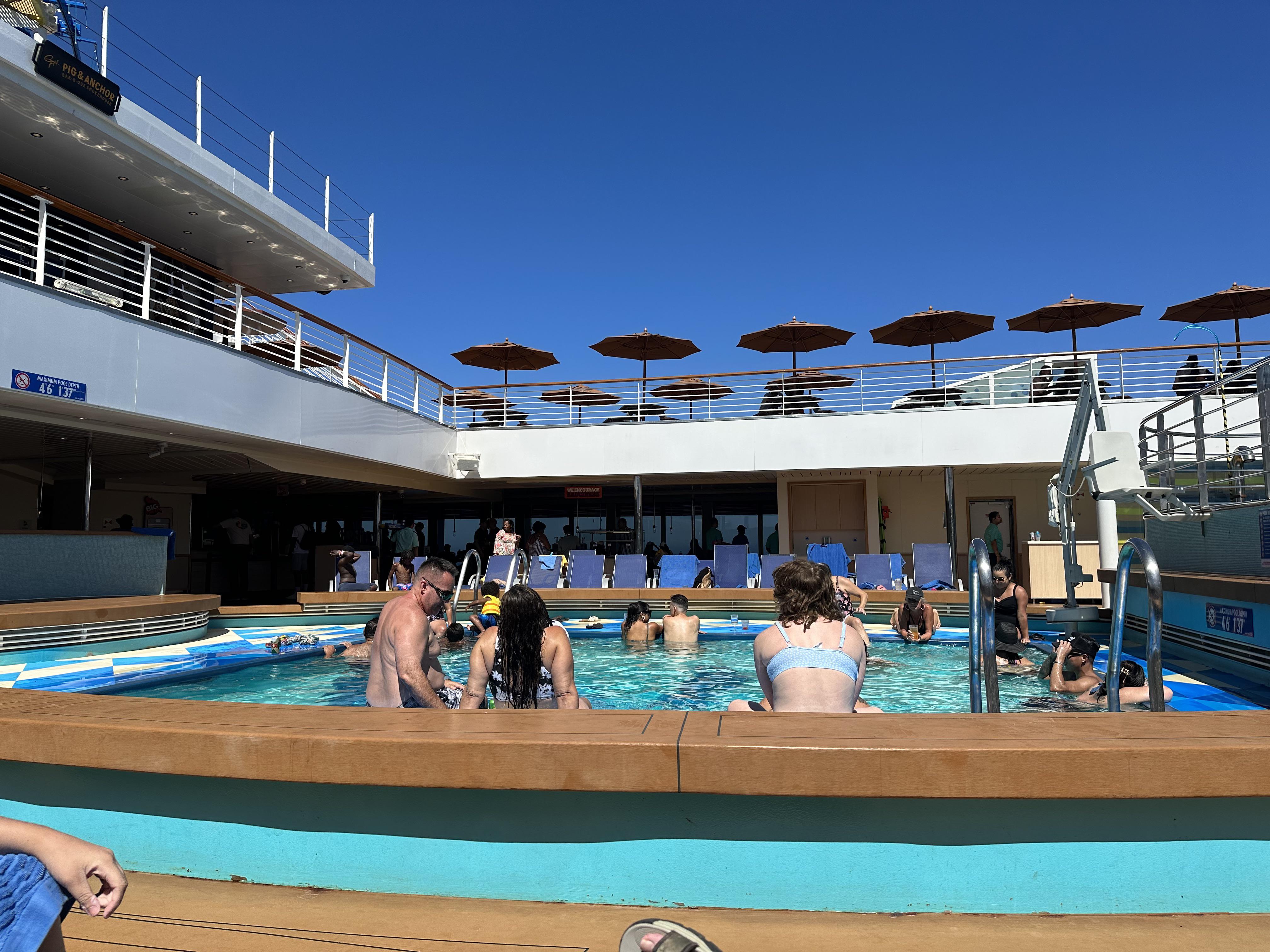 Spent this week on the Radiance. What an amazing ship! | Scrolller