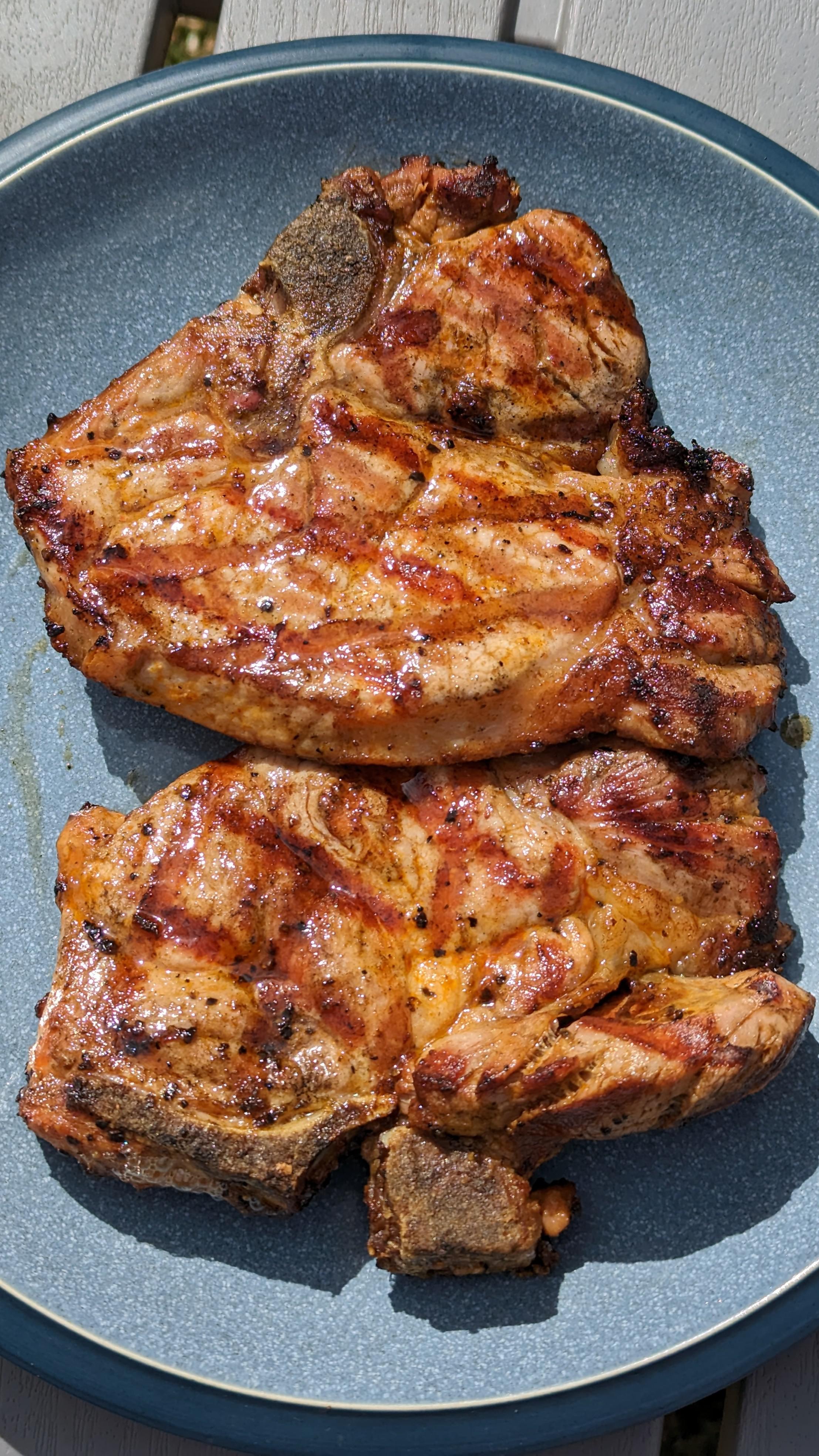 Grilled thick center cut pork chops 🔥 | Scrolller
