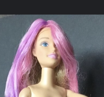 Does anyone remember what these Barbies were called? | Scrolller