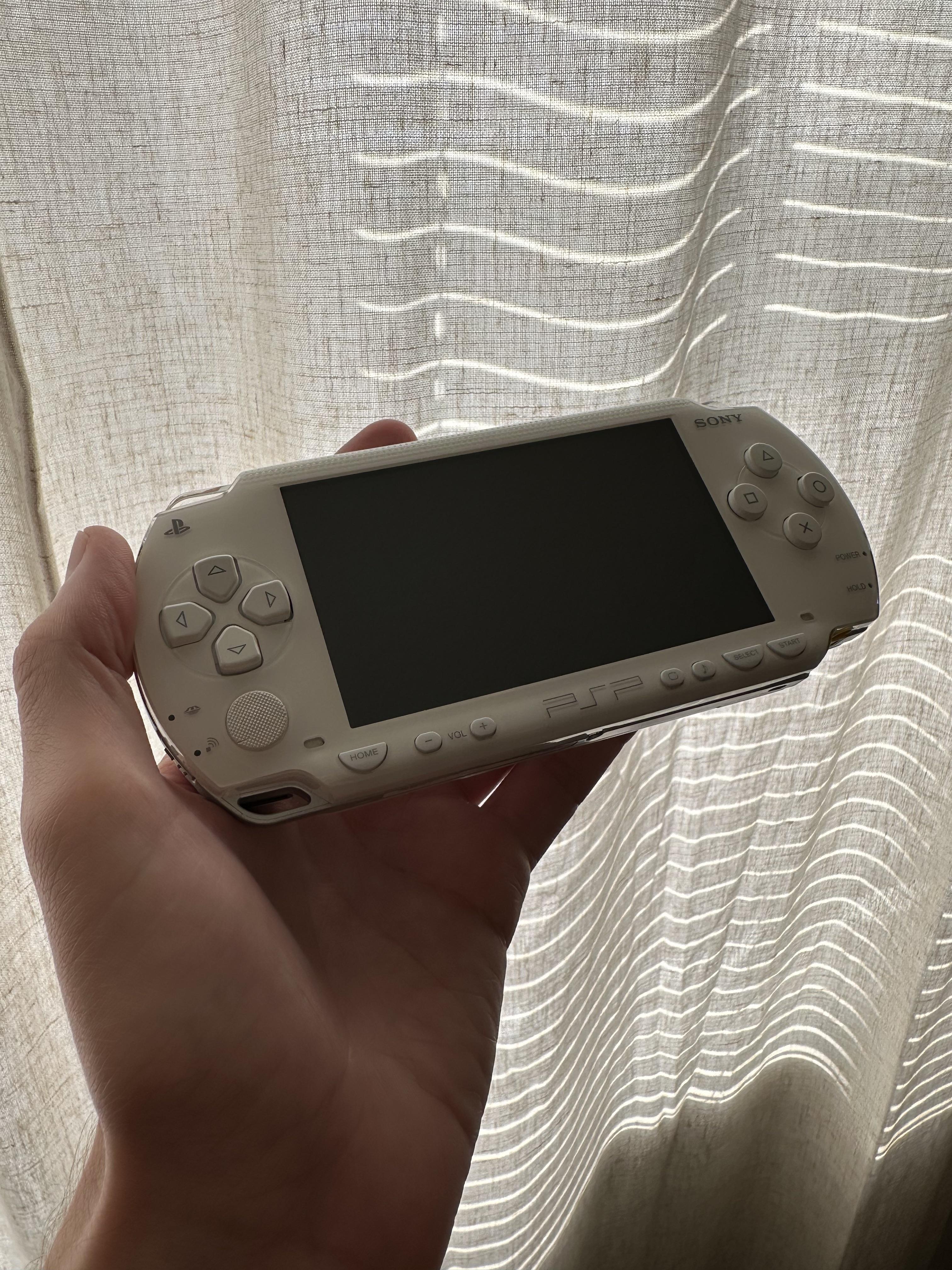 My First PSP(and refurbishing!) | Scrolller