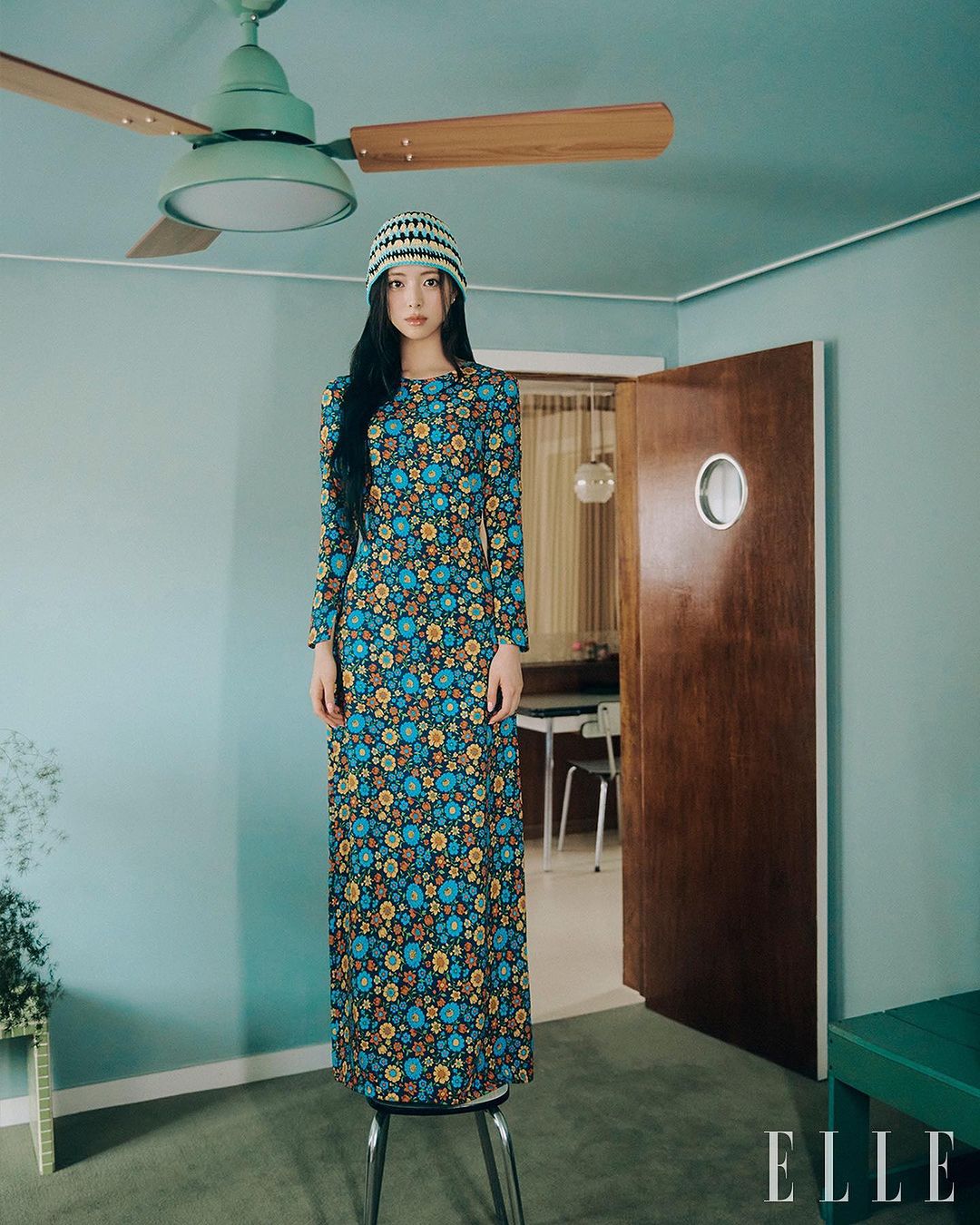 ITZY Yuna - ELLE Korea (September 2023 Issue Teaser Photo) | Scrolller