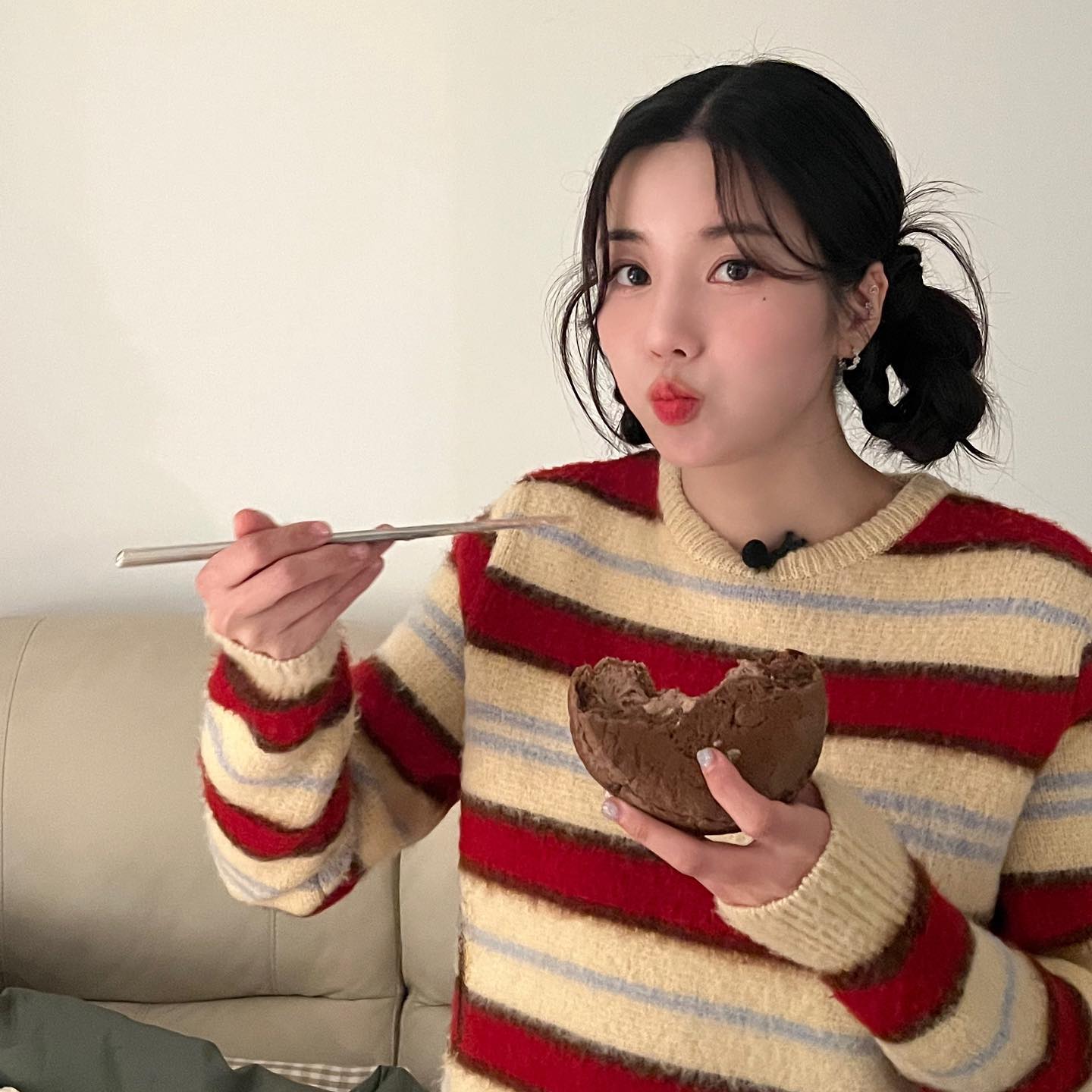 230109 Kwon Eunbi Instagram update | Scrolller