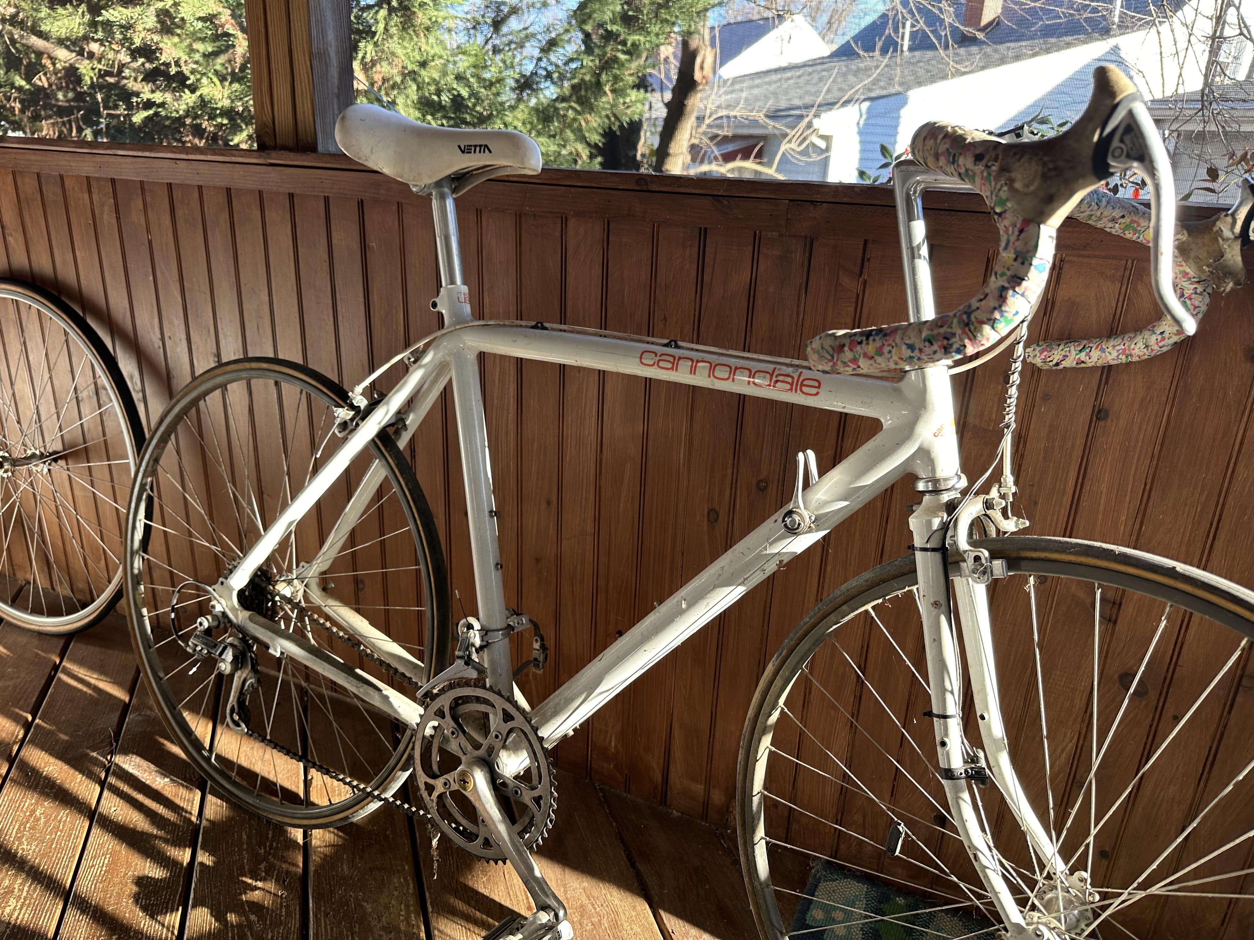 Help Identifying | Scrolller