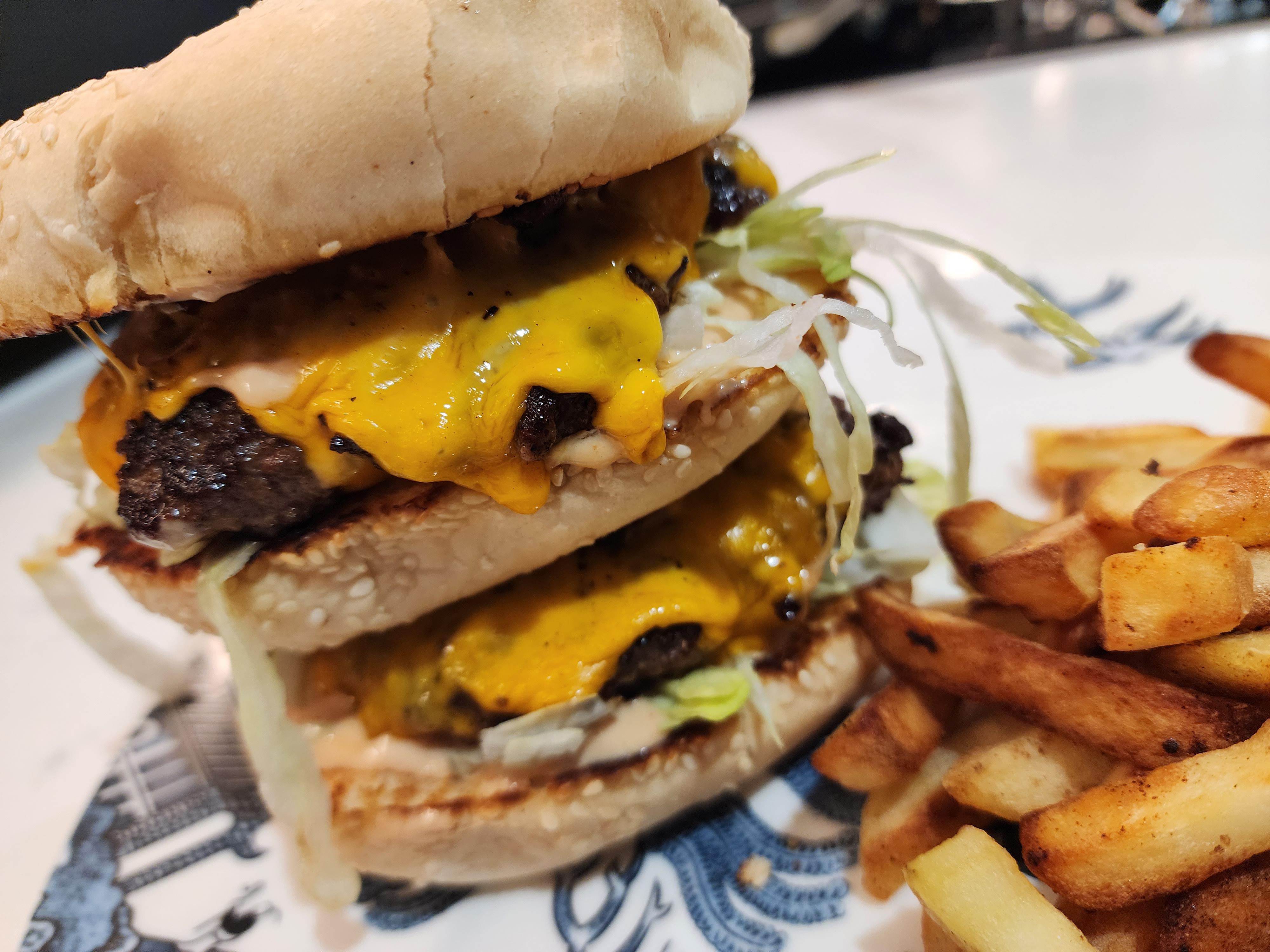 Homemade Big Mac with Bacon | Scrolller