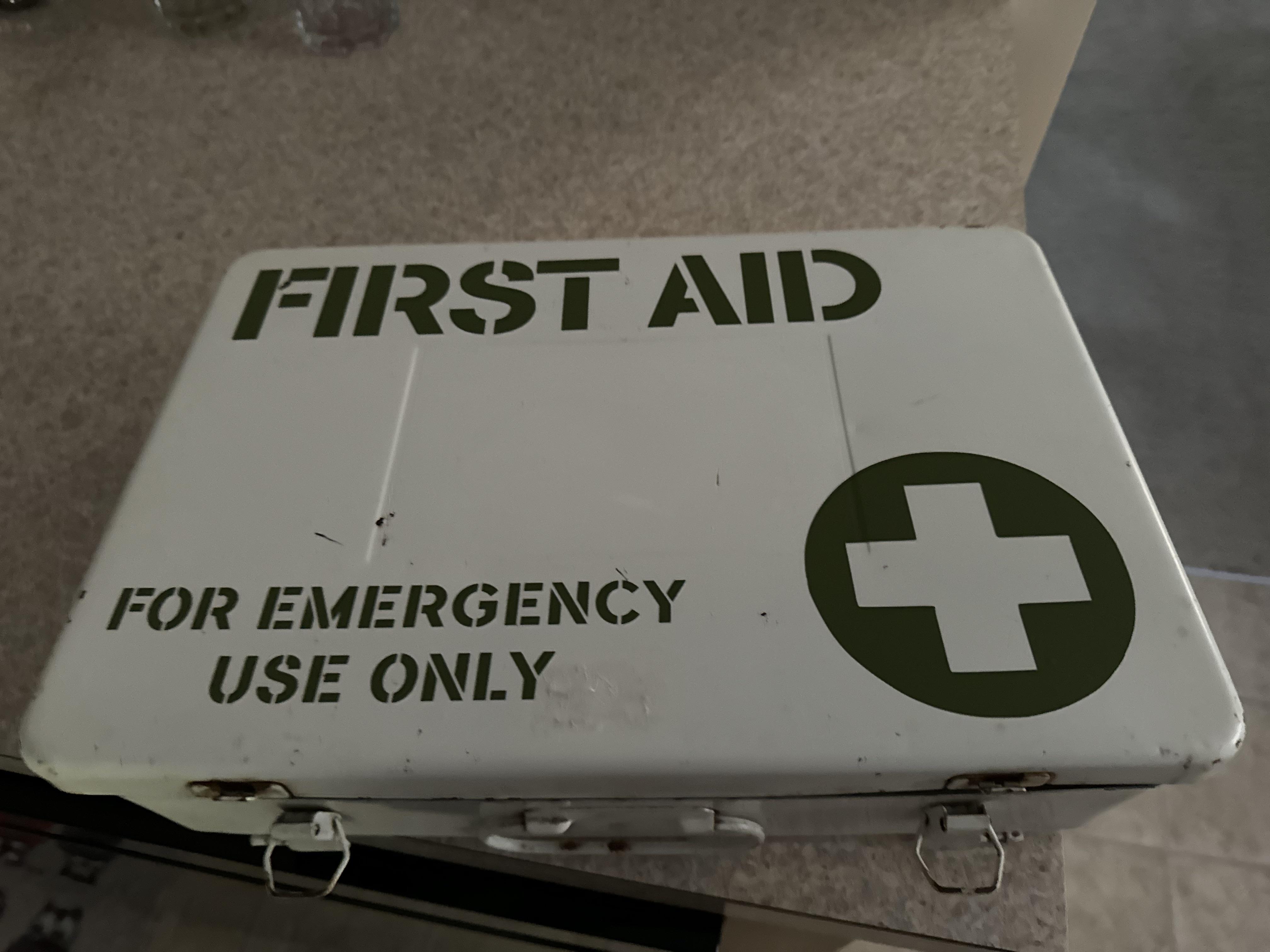 Building a first aid kit | Scrolller