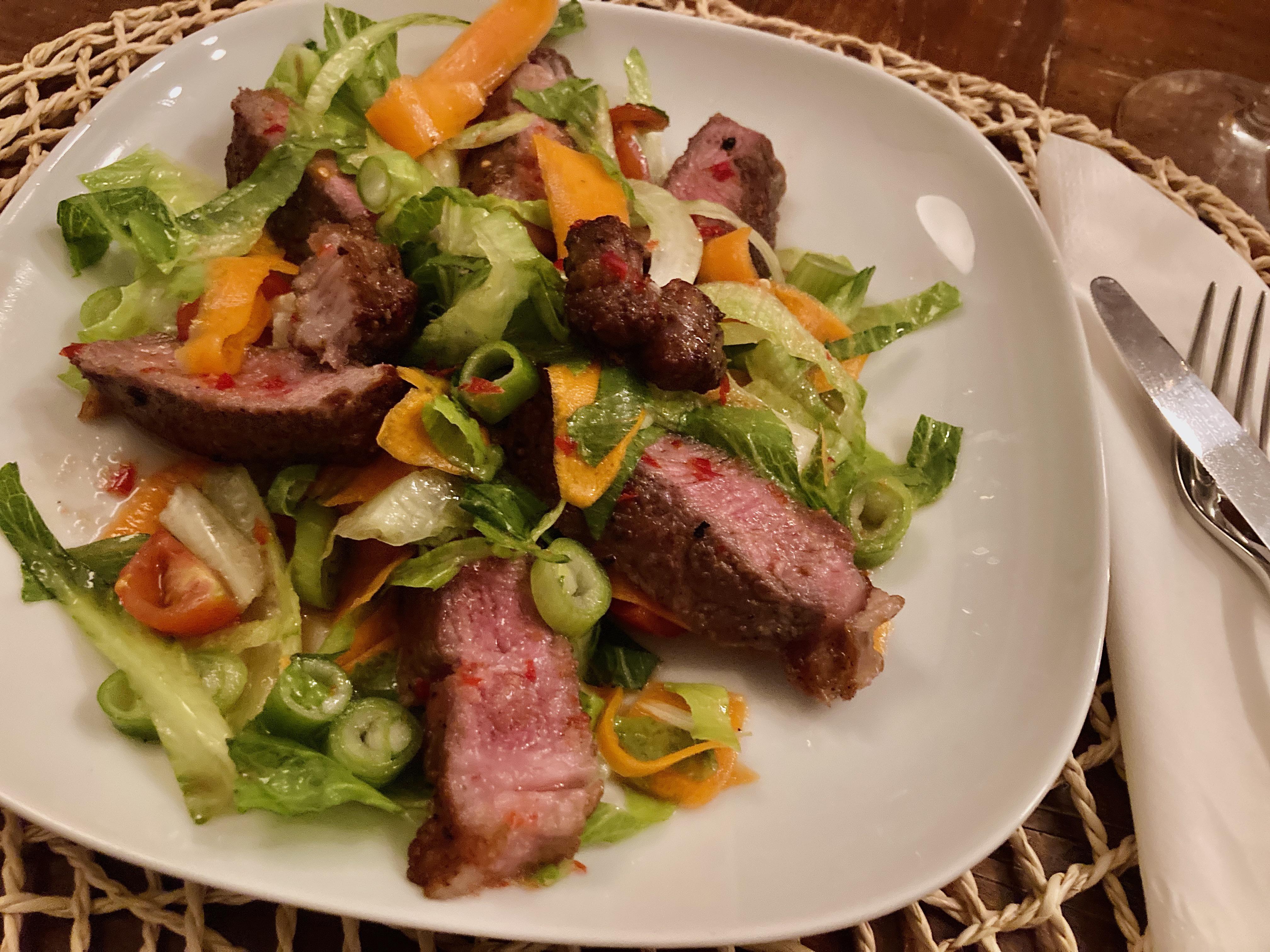 [Homemade] Chilli Steak Salad | Scrolller
