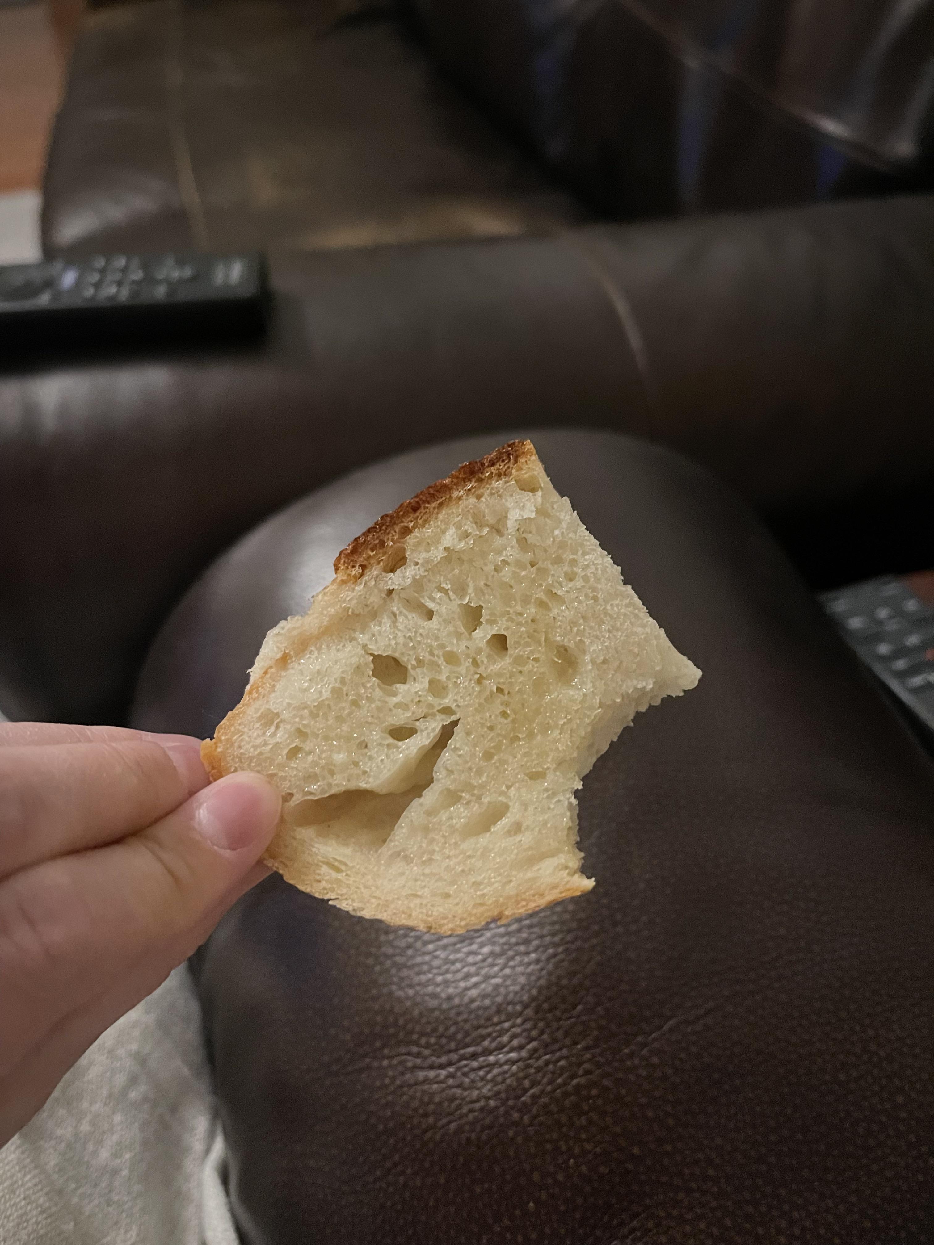 Rustic crusty bread | Scrolller