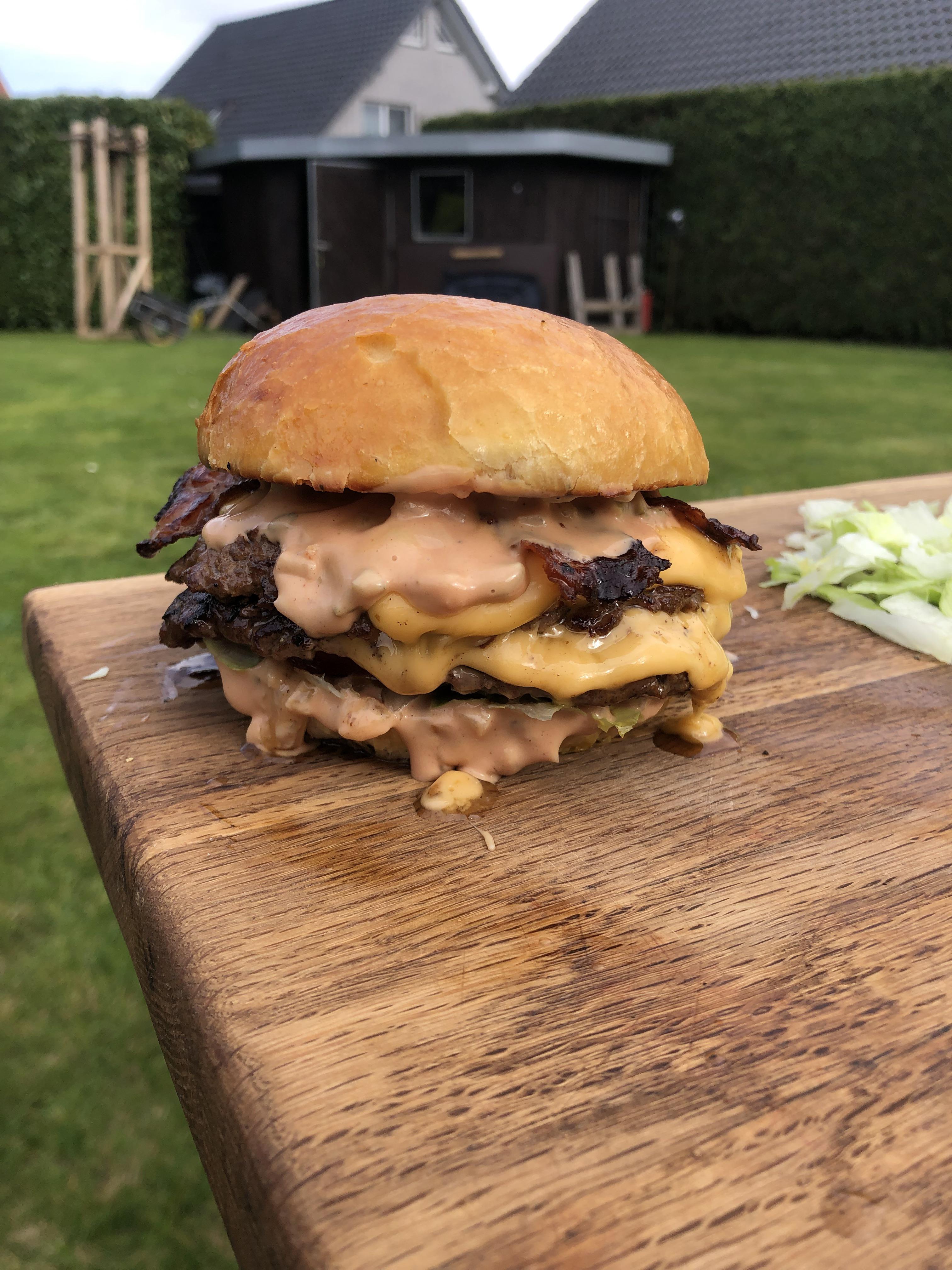 Selfmade Burger | Scrolller