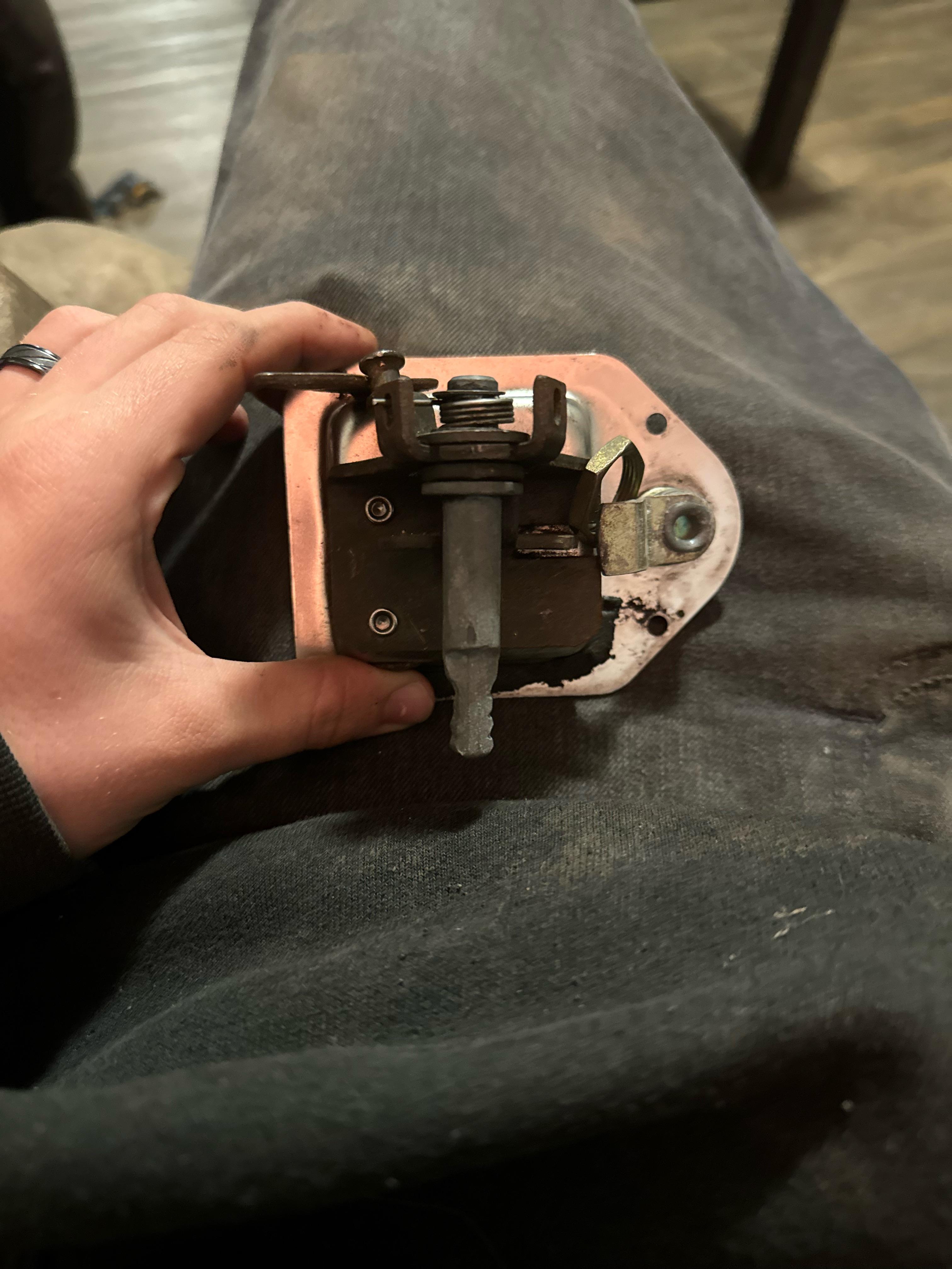 Toolbox lock replacement | Scrolller