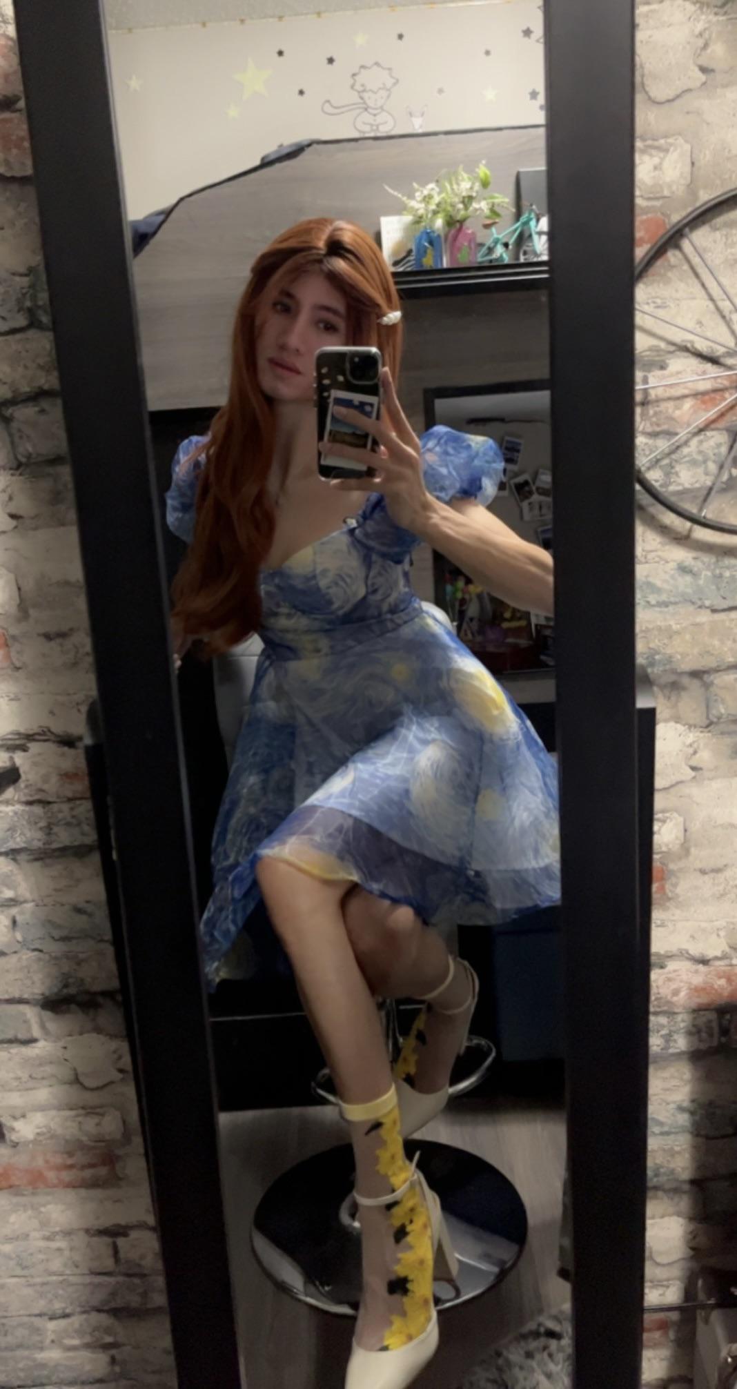 Van gogh inspired look 🩵 | Scrolller