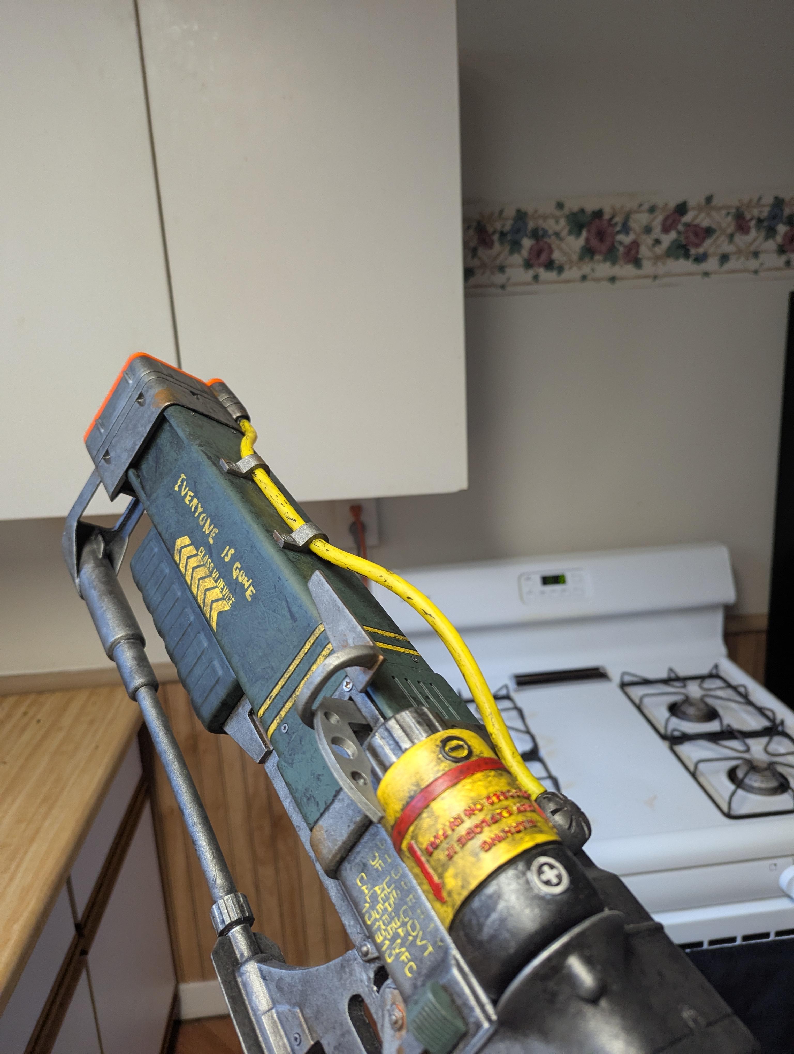 Finally finished my Laser Rifle! | Scrolller