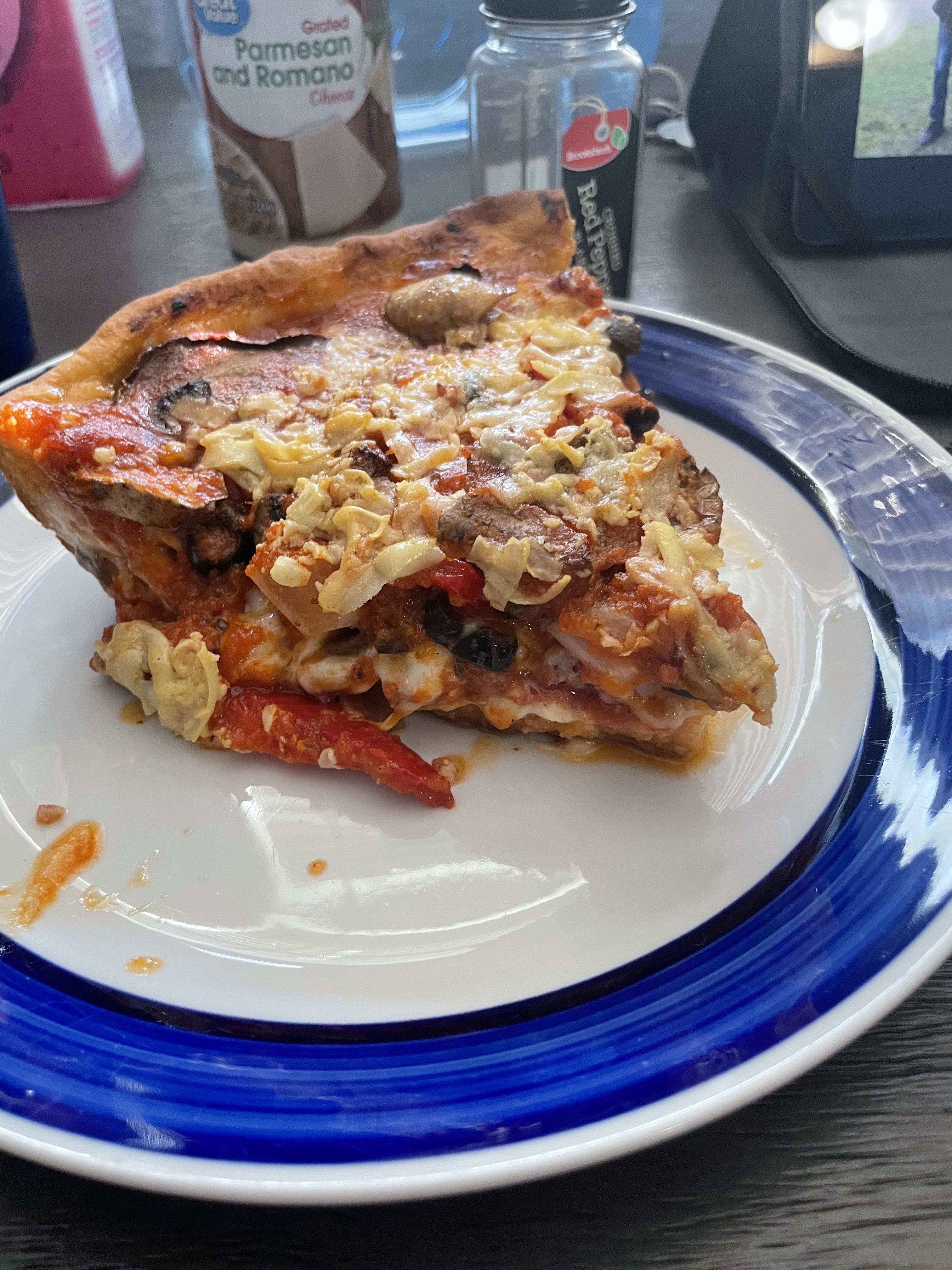 [homemade] Chicago deep dish pizza (supreme) | Scrolller