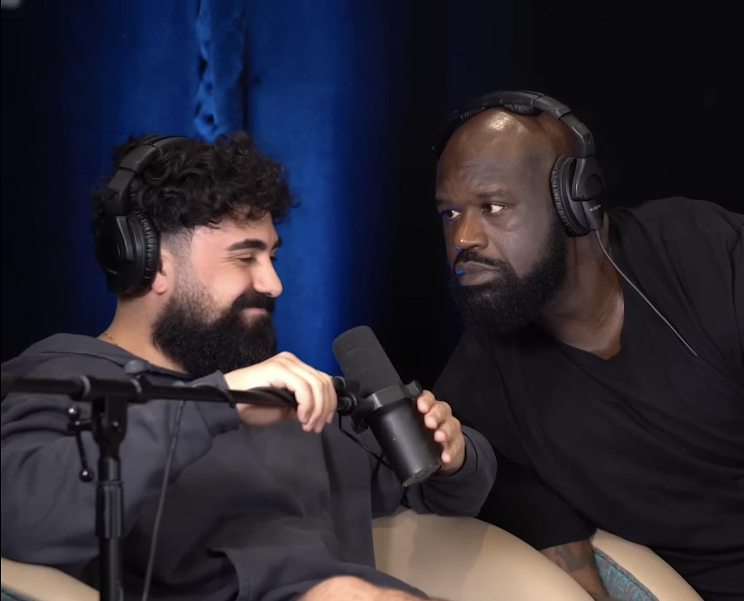 Shaq's imitation gorilla intimidation | Scrolller