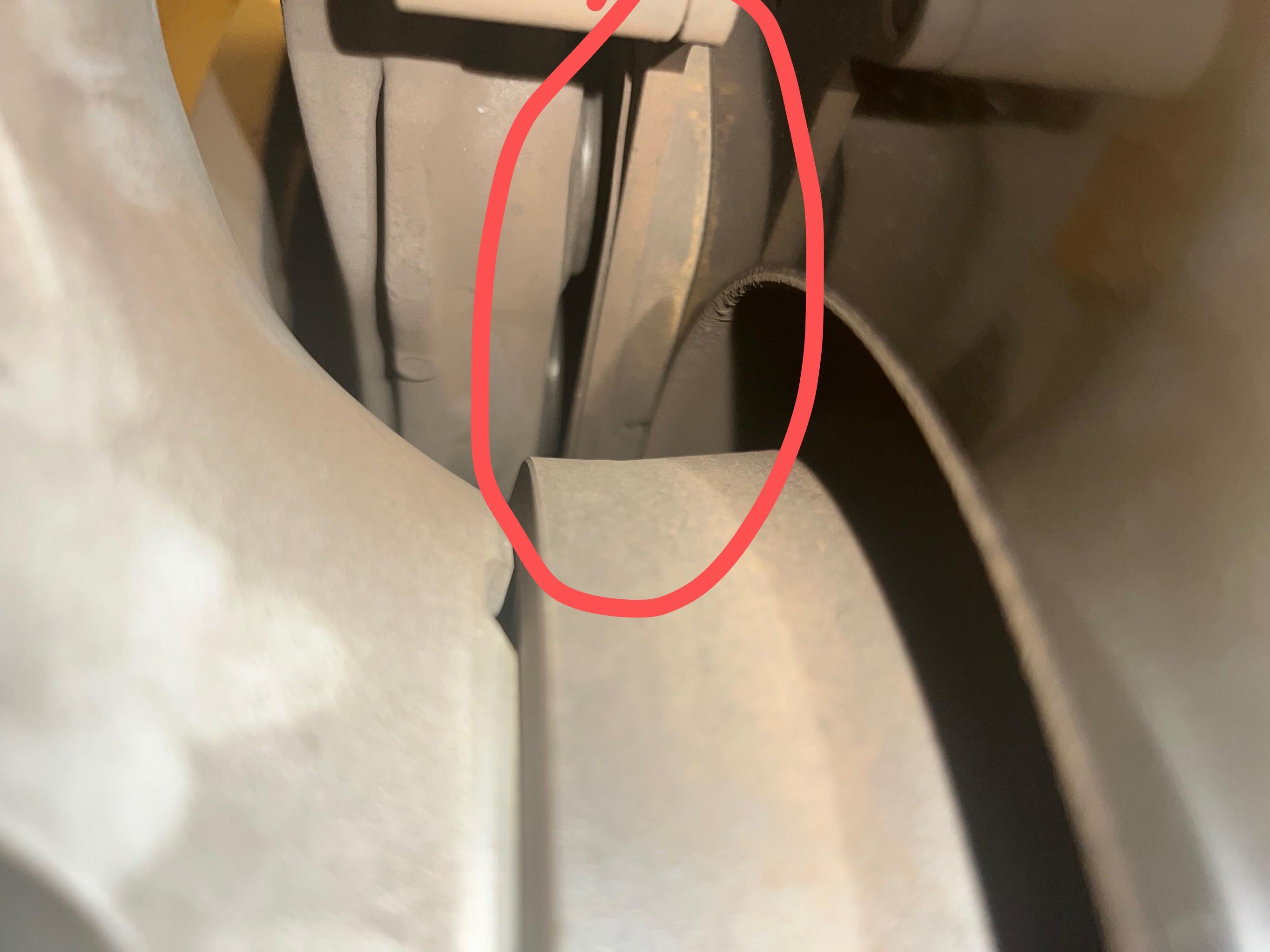 Help needed! Is this worn brake pads? | Scrolller