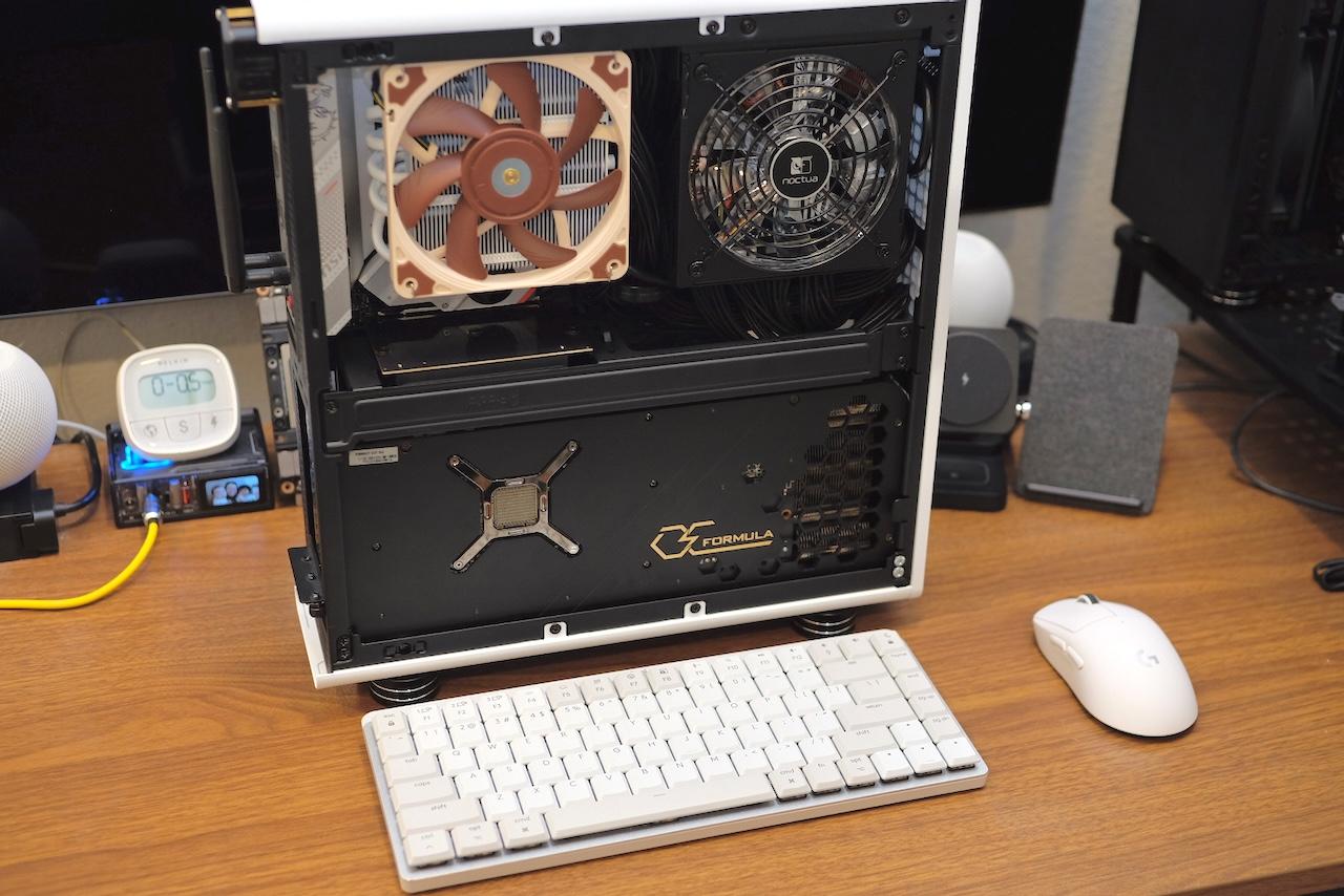 Fractal Design Ridge 7800x3D + ASRock RX 6900 XT OC Formula | Scrolller