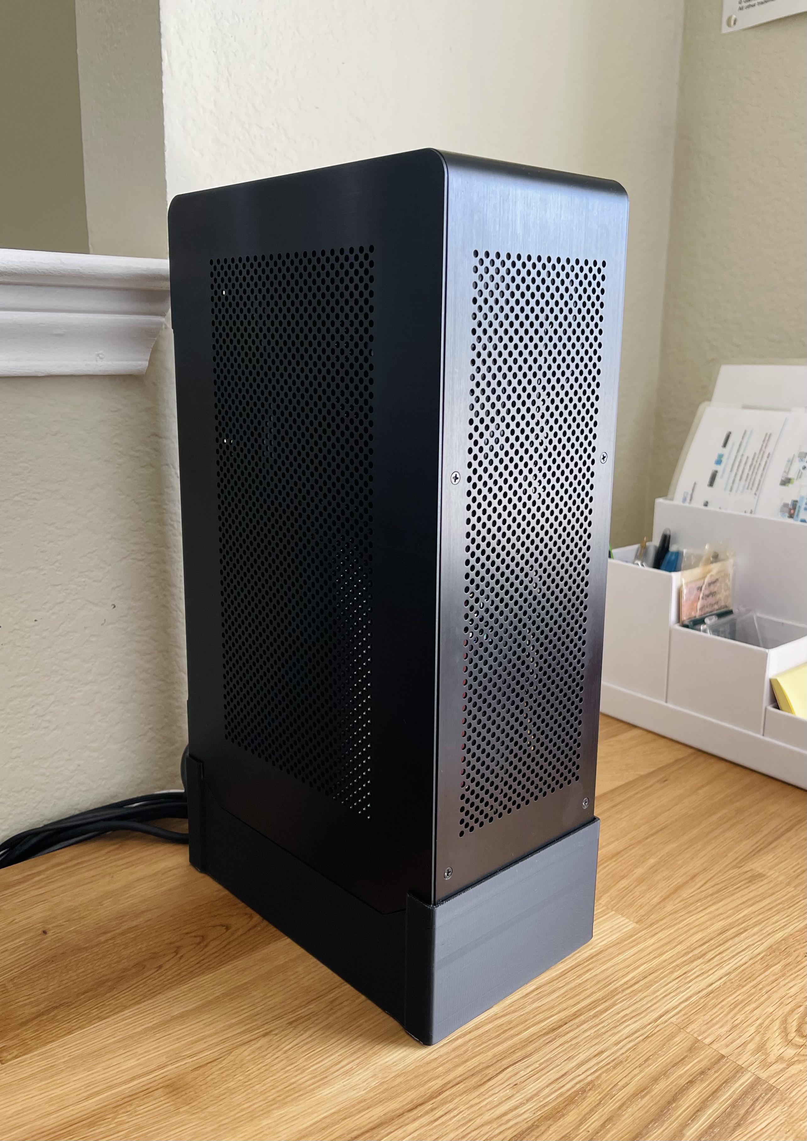 A standing Dan A4. | Scrolller