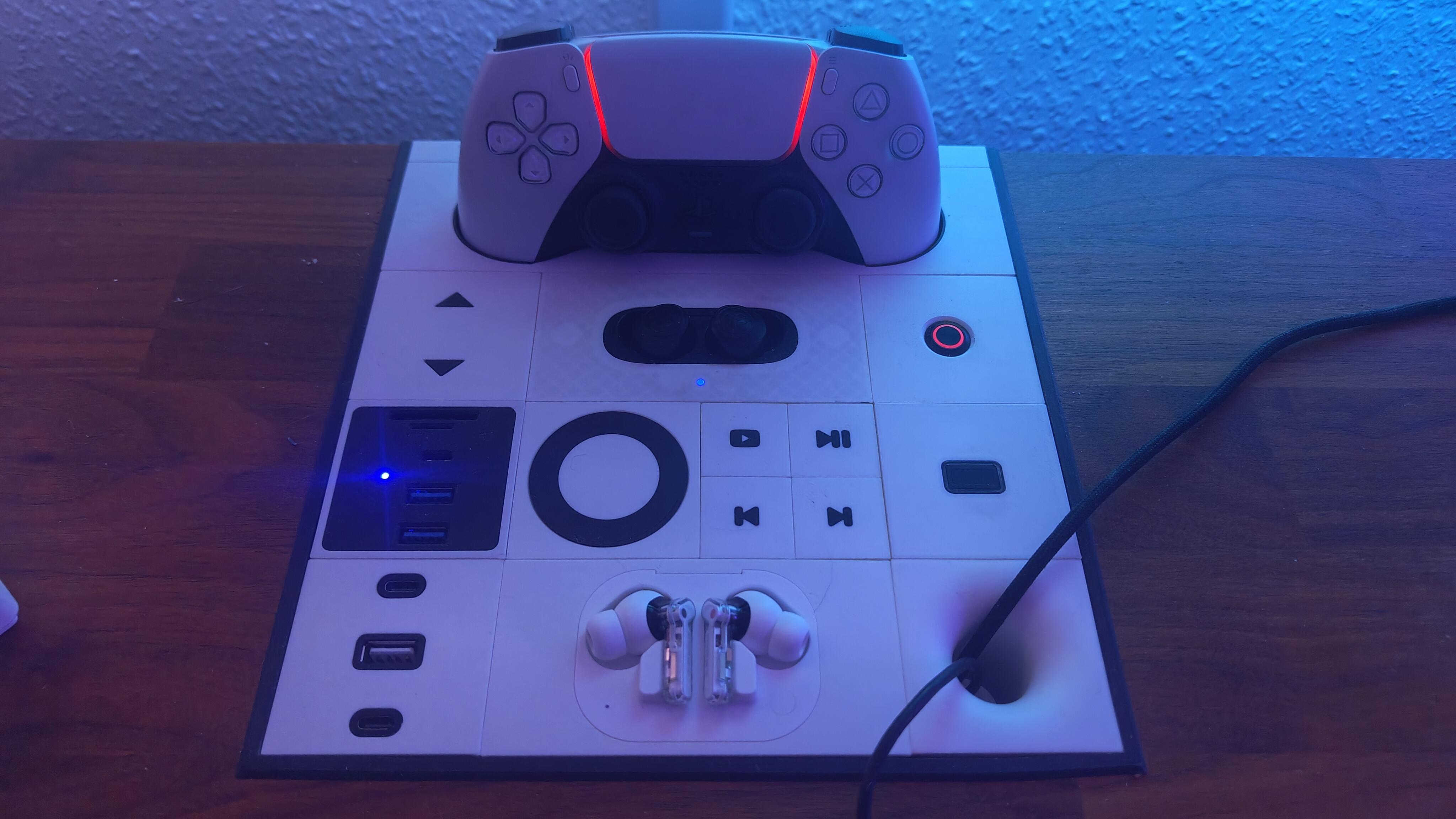 3D printed control center | Scrolller